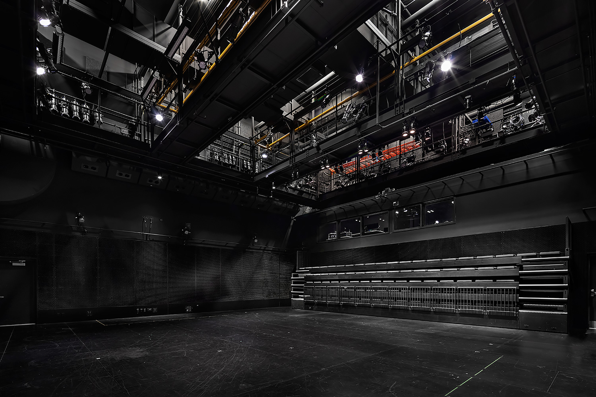 Gallery of MCC Theater / Andrew Berman Architect - 10