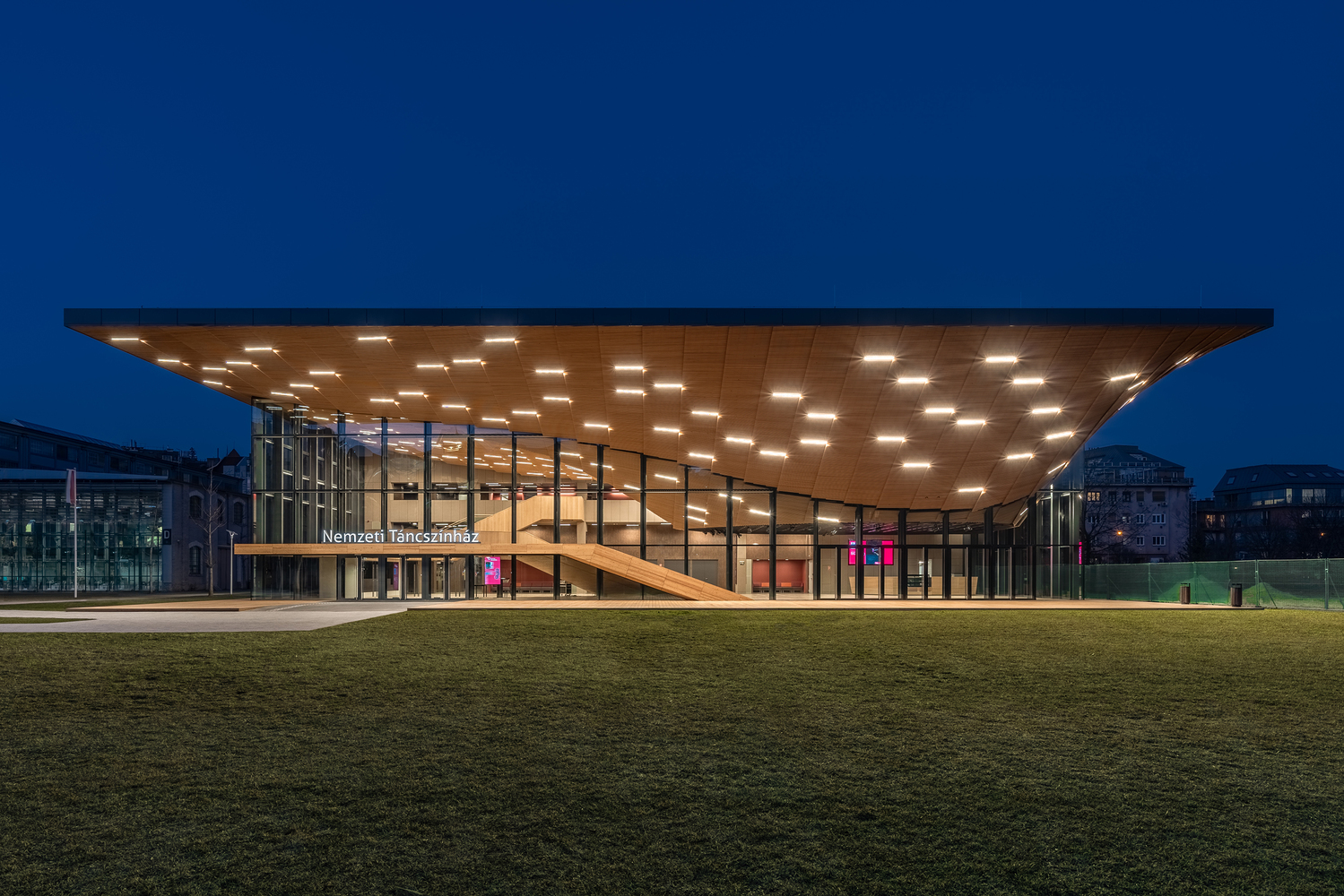Gallery of National Dance Theater / ZDA - Zoboki Design and ...
