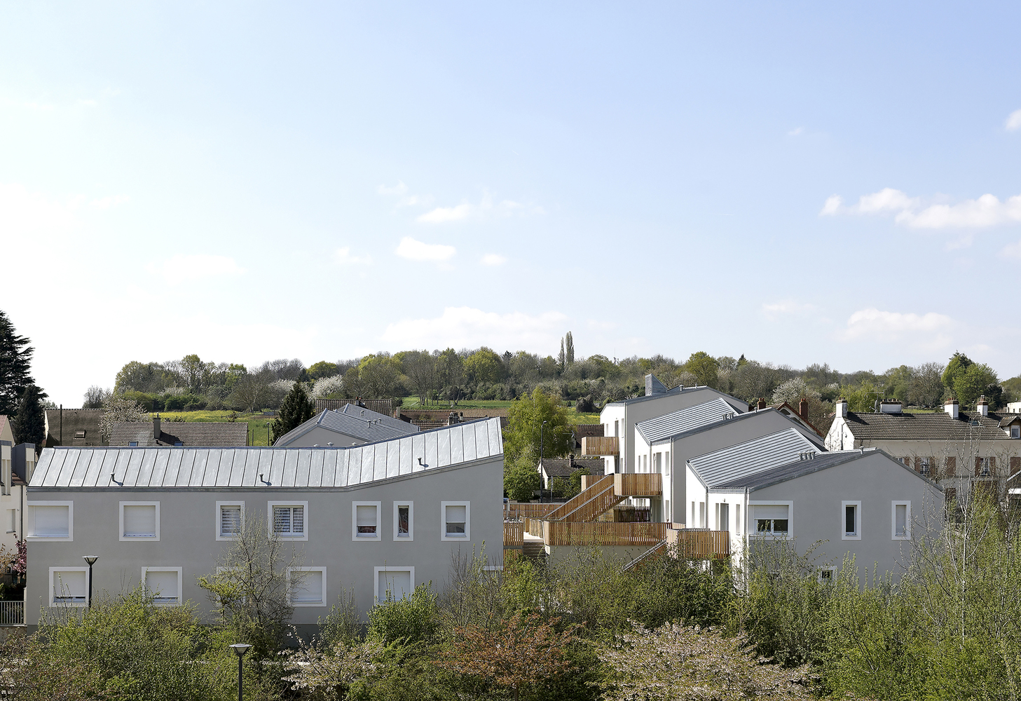 Gallery of 31 Housing Units in Ecquevilly / Benjamin Fleury Architecte ...
