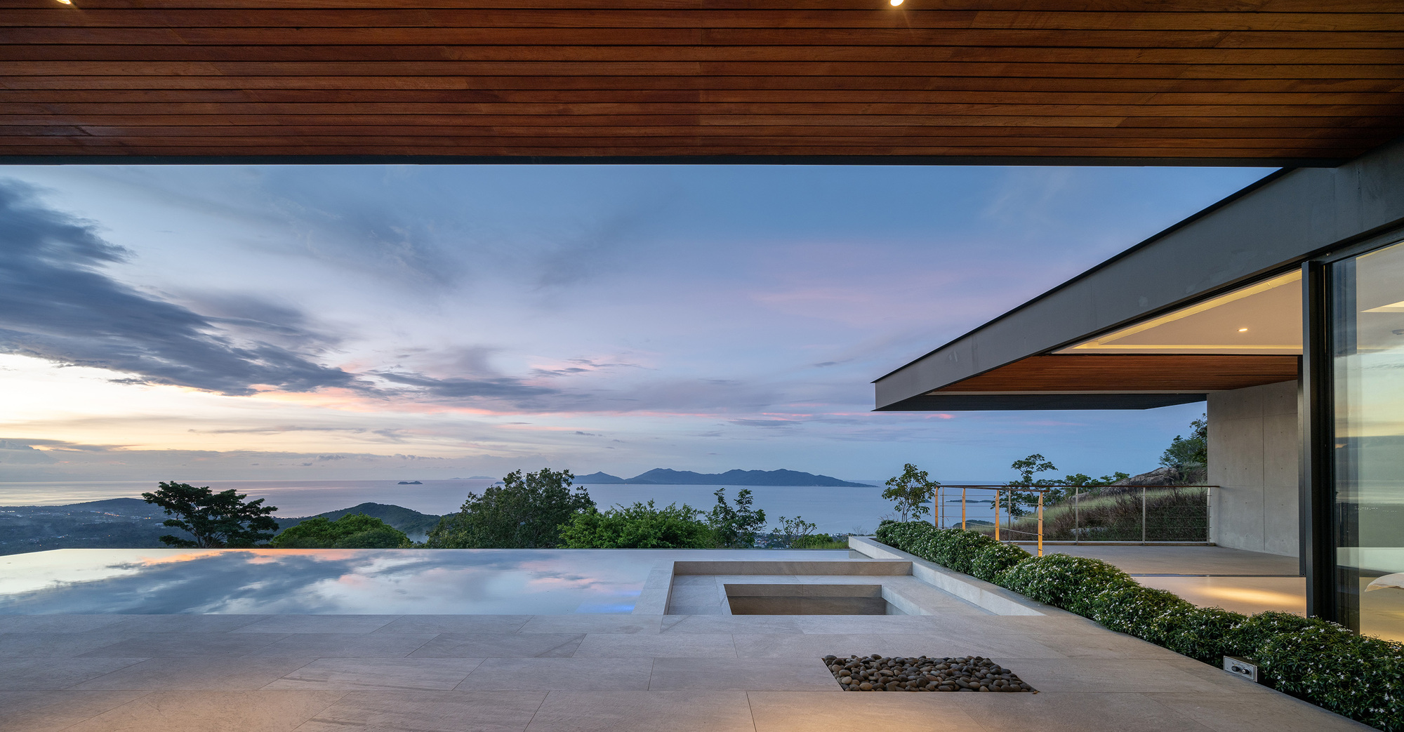 Gallery of Adrisa Residence / OfficeAT - 25