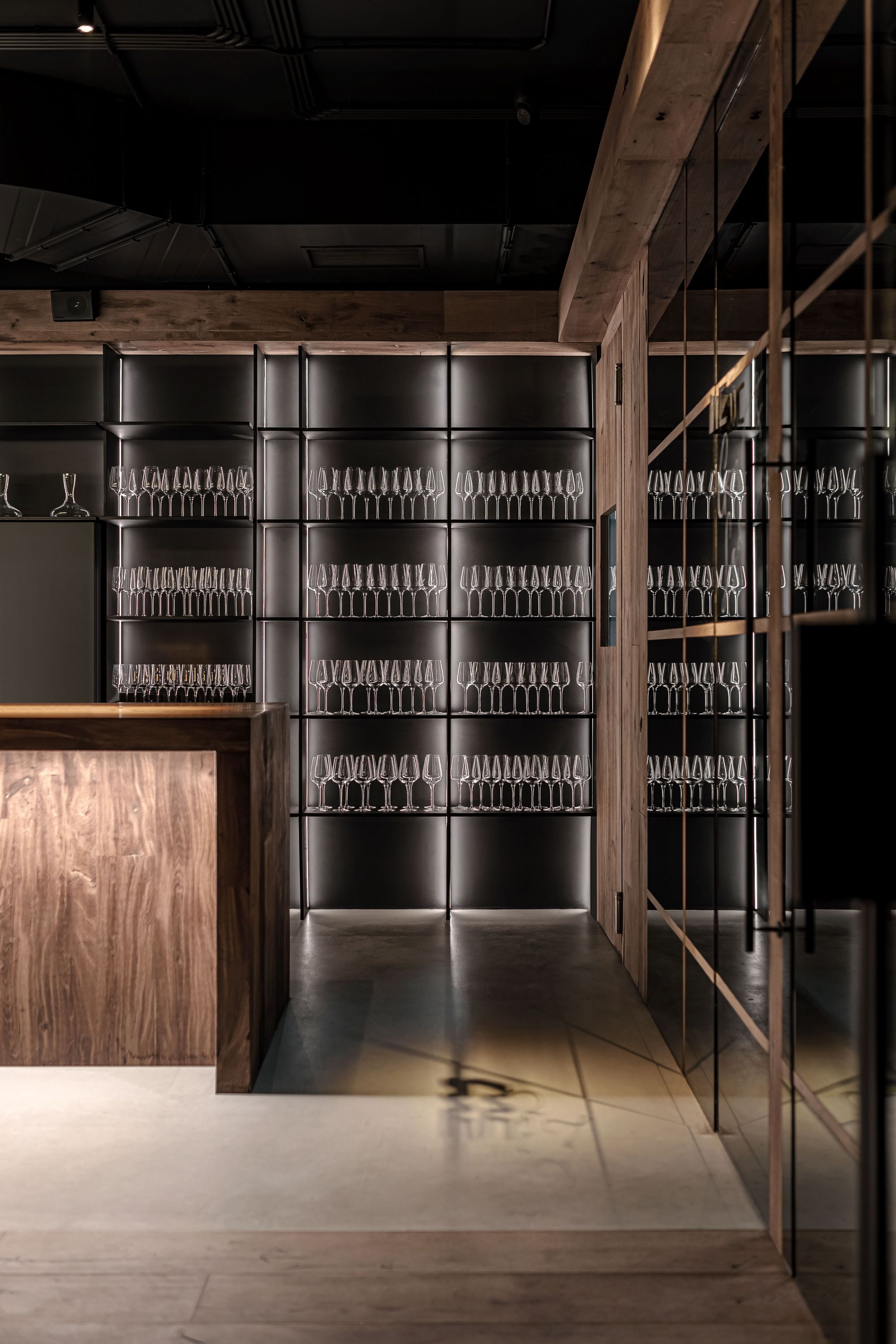 Gallery of Par Bar 3 / YoDezeen studio - 21