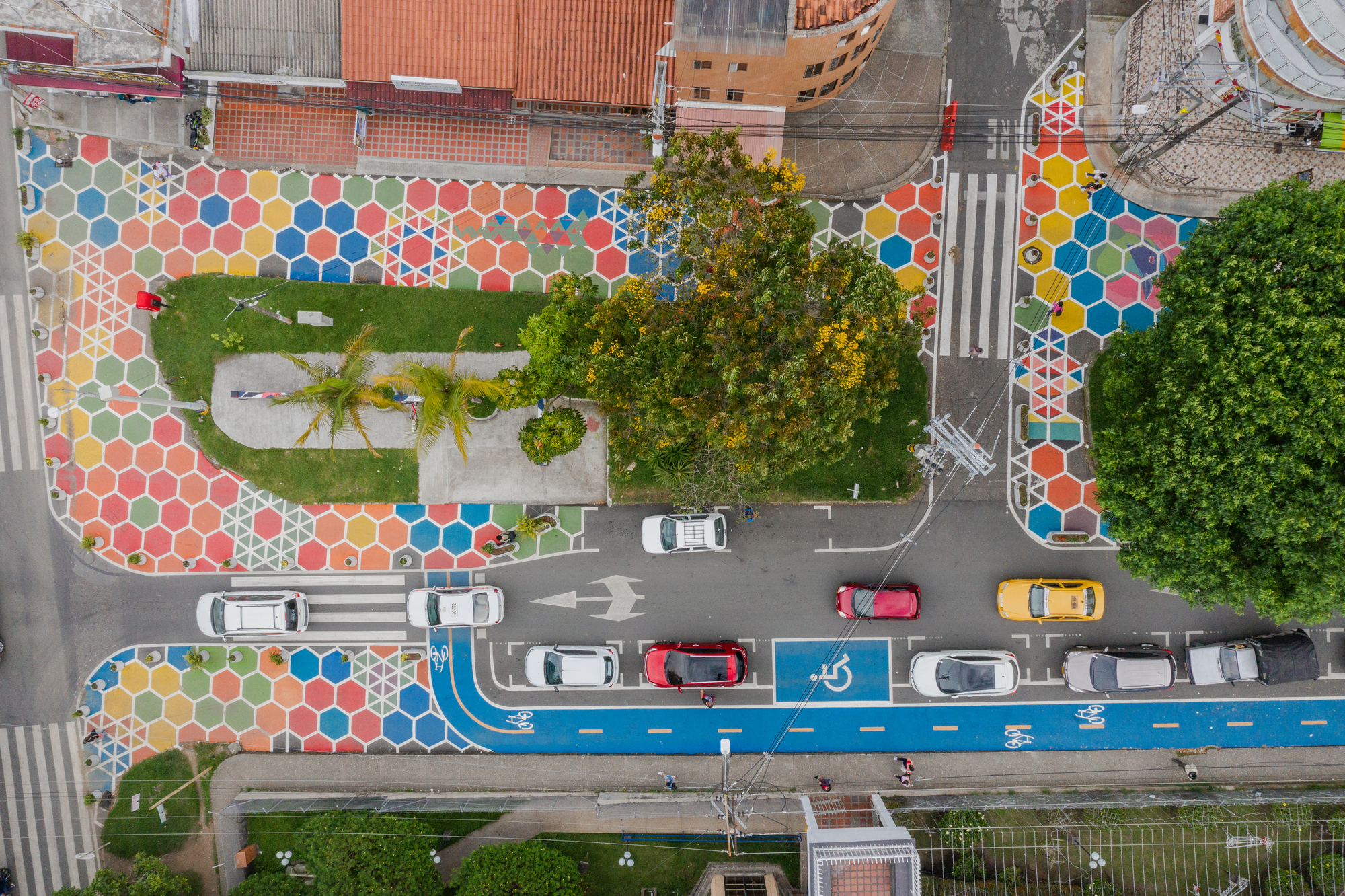 Gallery of Conscious Street Intervention, a garden of colors/ Taller ...