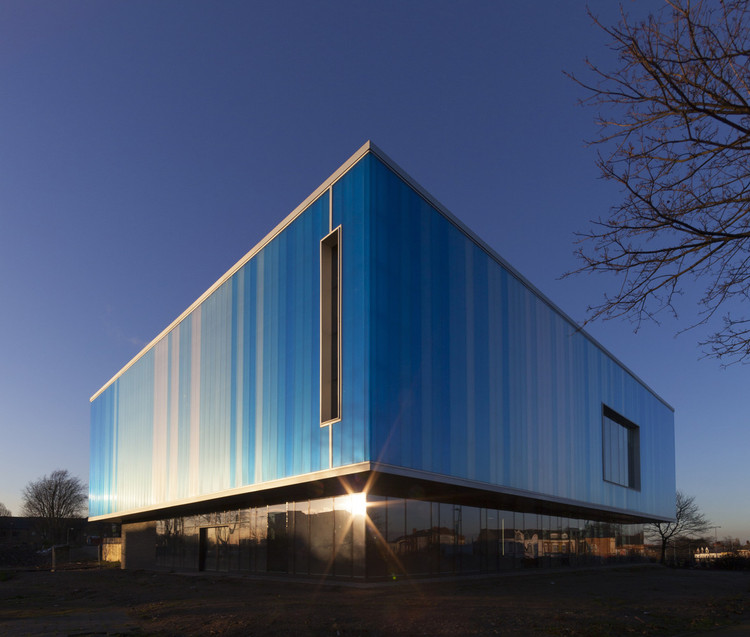 Expressive Polycarbonate Creating Colored Translucent Facades Archdaily