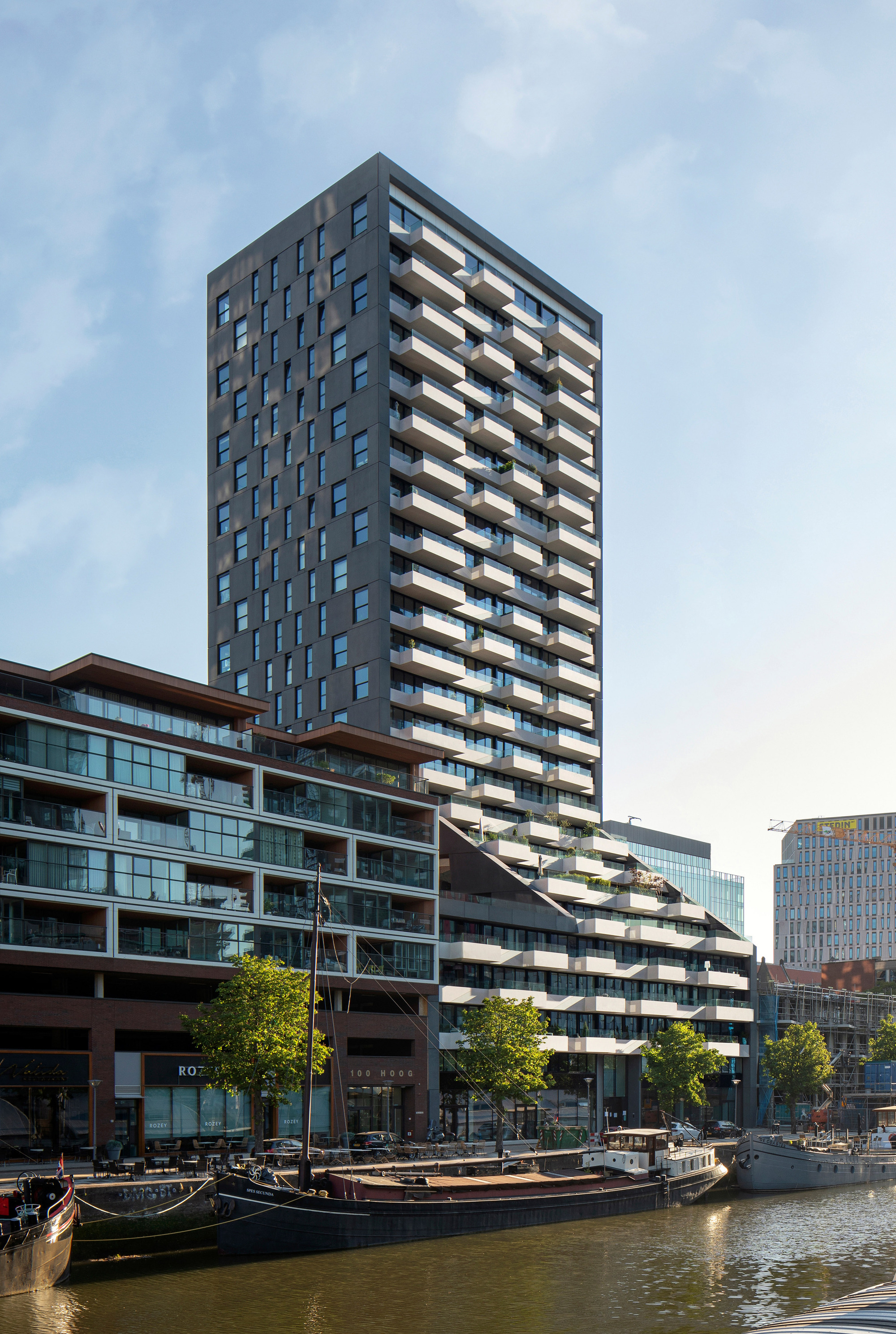 Gallery of The Muse Residential Tower / Barcode Architects - 5