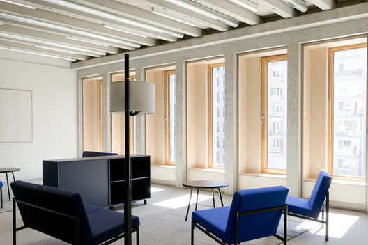 City Council Education Service / HUB | ArchDaily