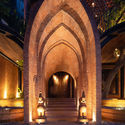 Co Dam Vegetarian Restaurant / Le House | ArchDaily