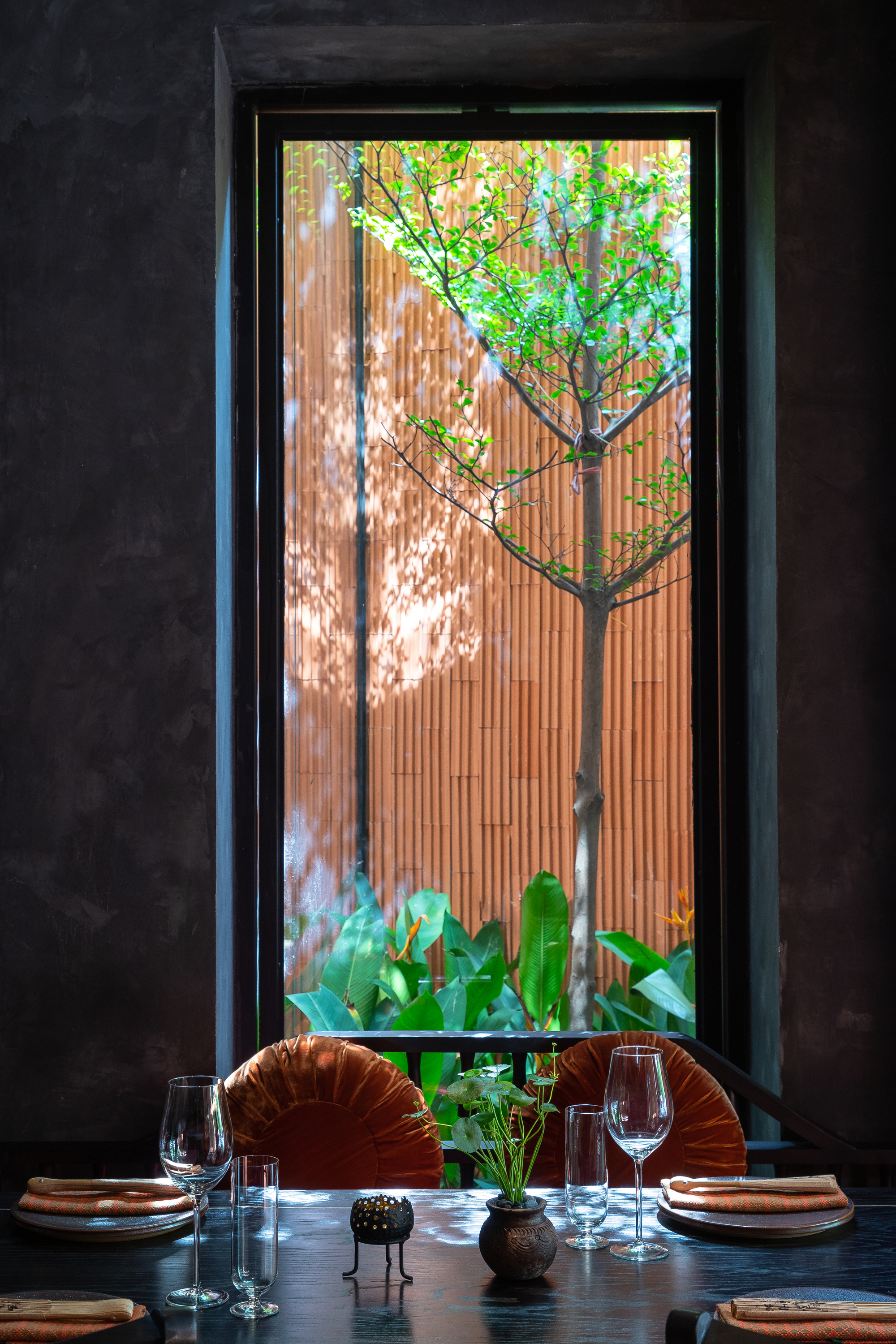 Gallery of Co Dam Vegetarian Restaurant / Le House - 3