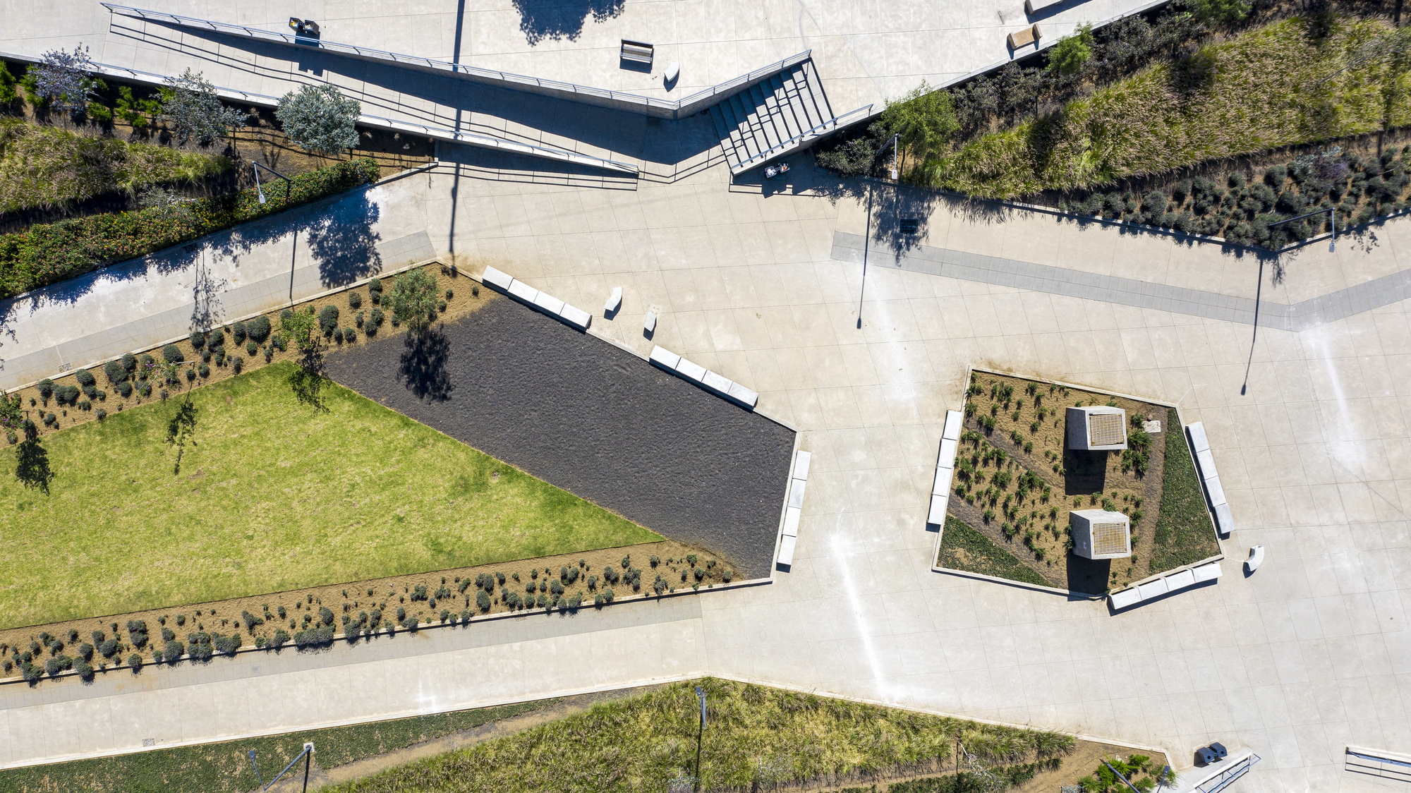 Galería de Parque Lineal del Gran Canal / 128 arquitectura y diseño ...