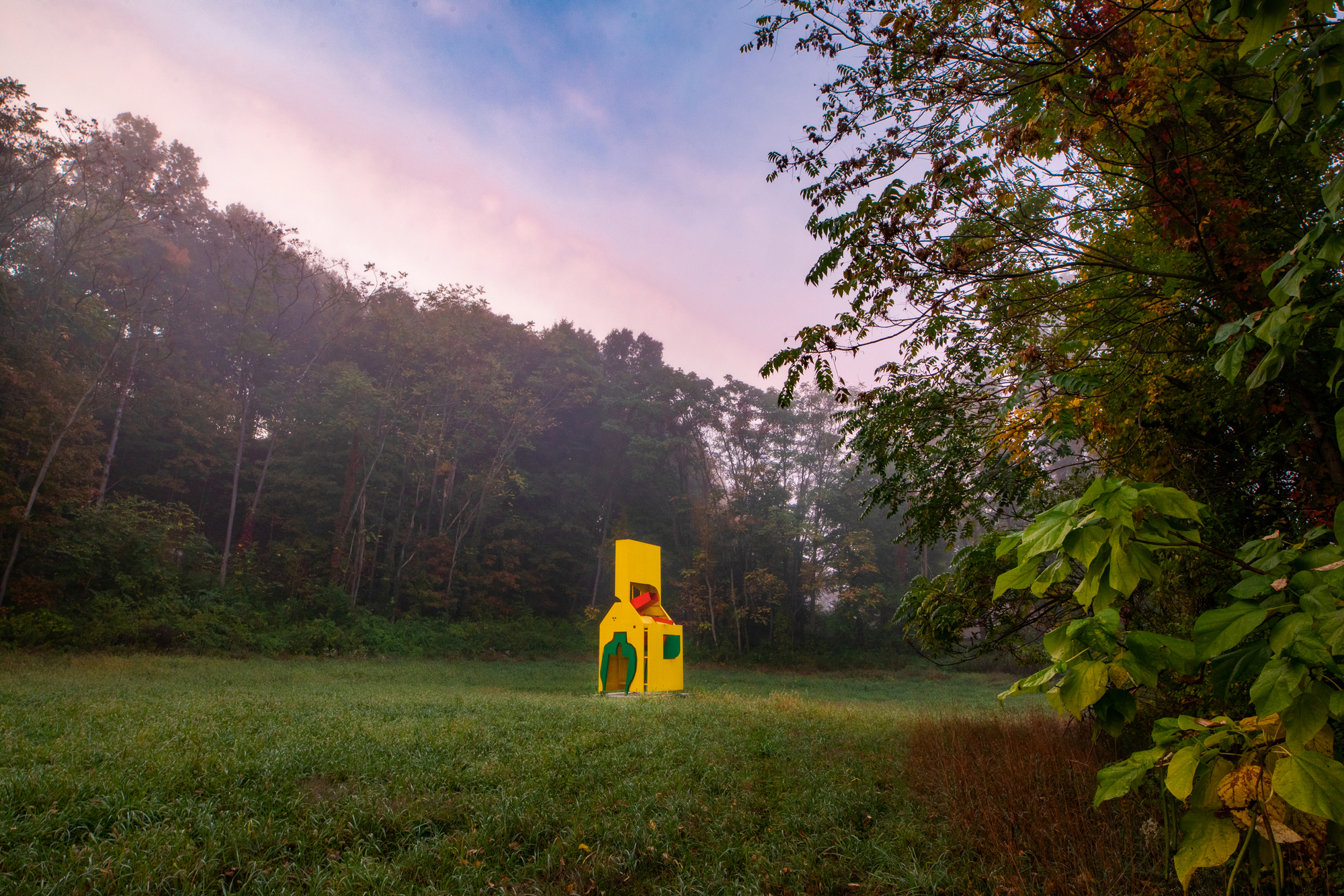 Gallery of Chapel For An Apple Installation / Serban Ionescu Studio - 11