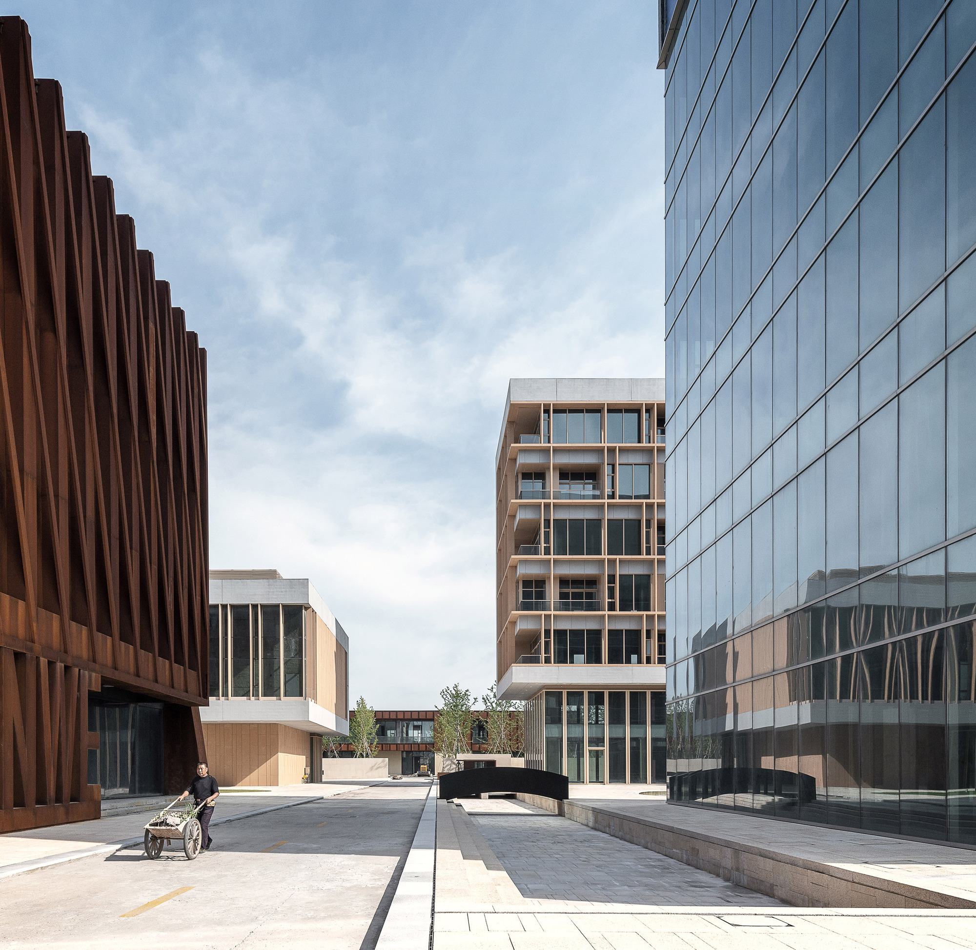 Gallery of M Campus / AIM Architecture - 17