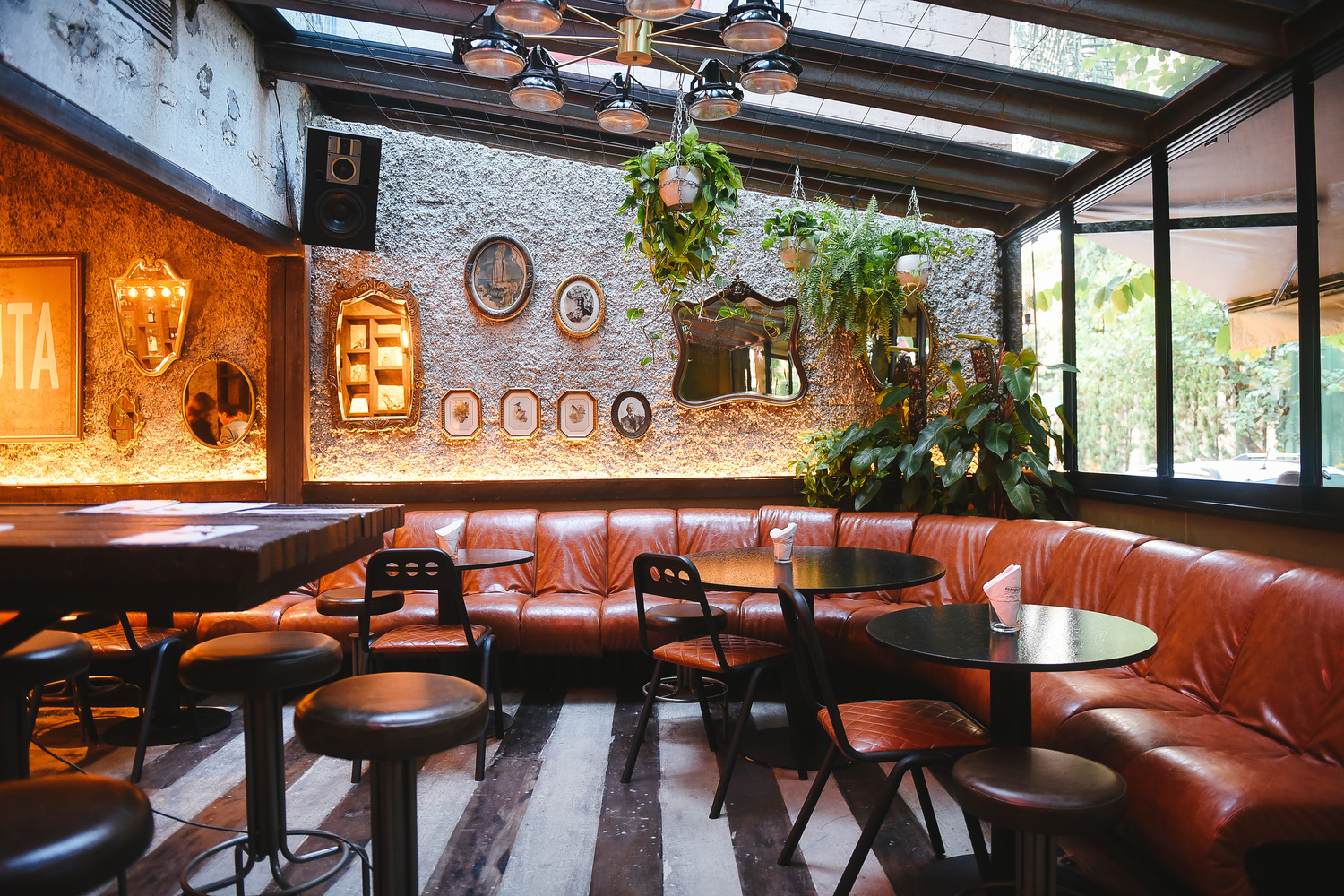 Gallery of Bohemian Interiors: the Architecture of Bars in São Paulo - 5
