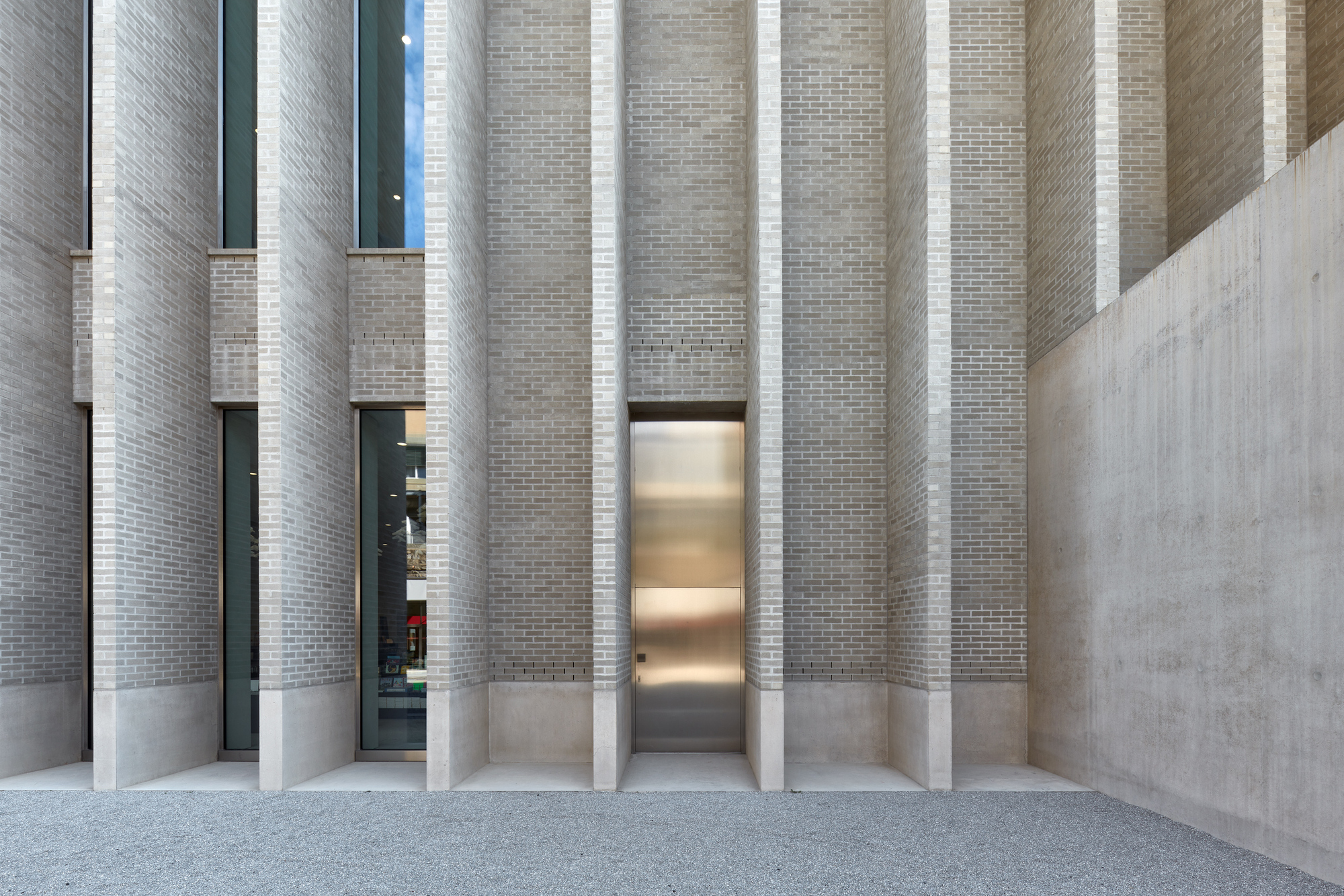 Gallery of Federico Covre Captures Barozzi Veiga's Swiss Projects: the ...
