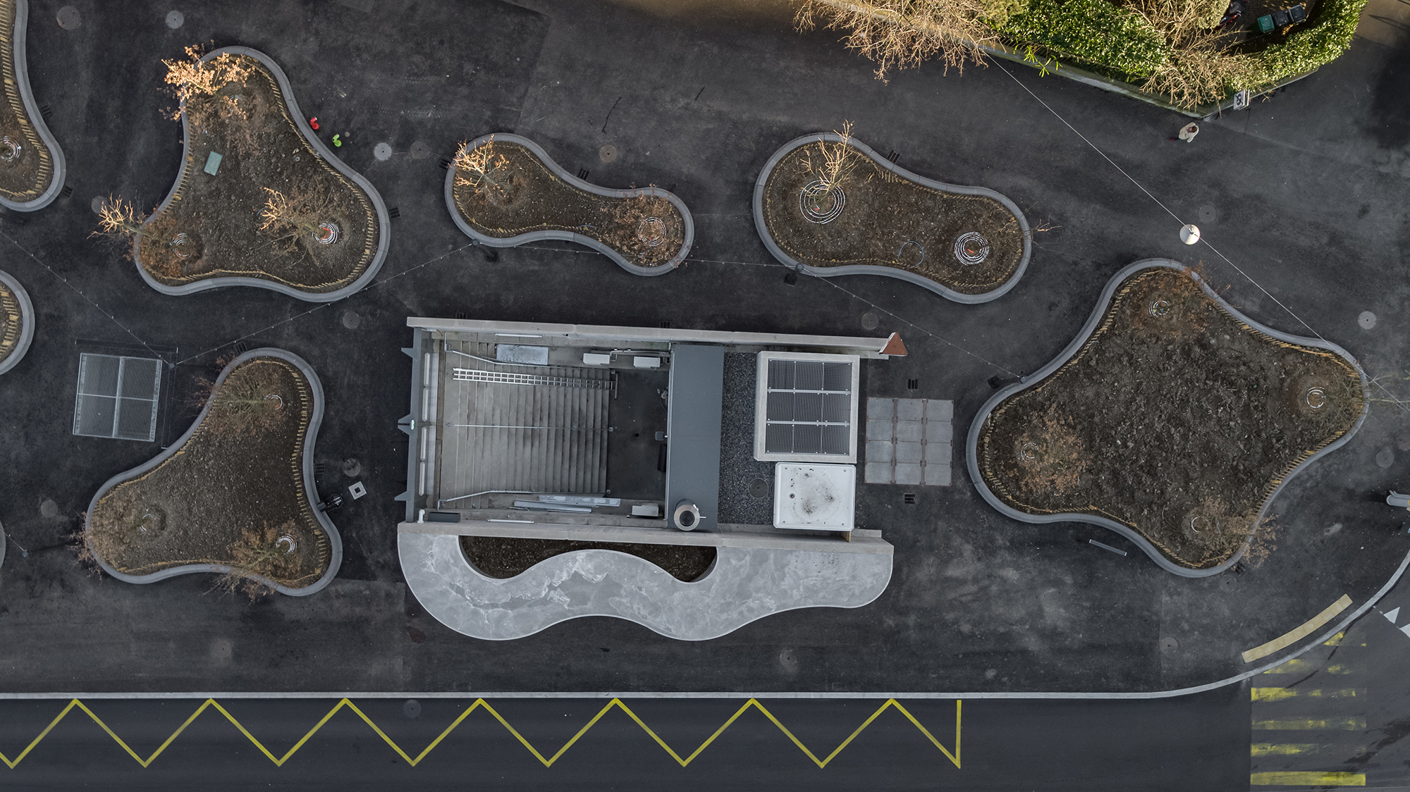 Gallery of 7000 Oaks Park at CEVA Station / Leopold Banchini Architects ...