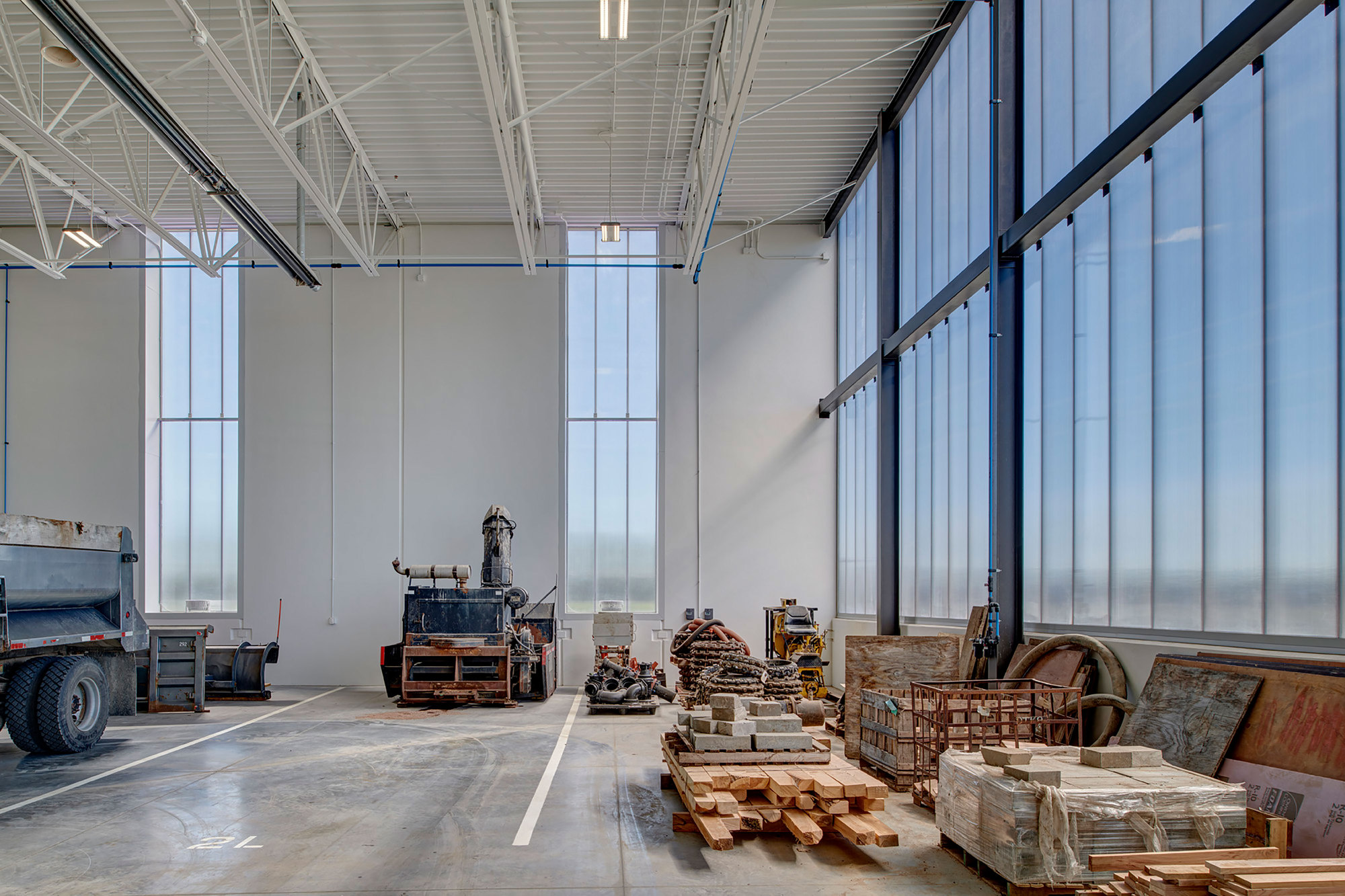 Gallery of Iowa City Public Works / Neumann Monson Architects - 3