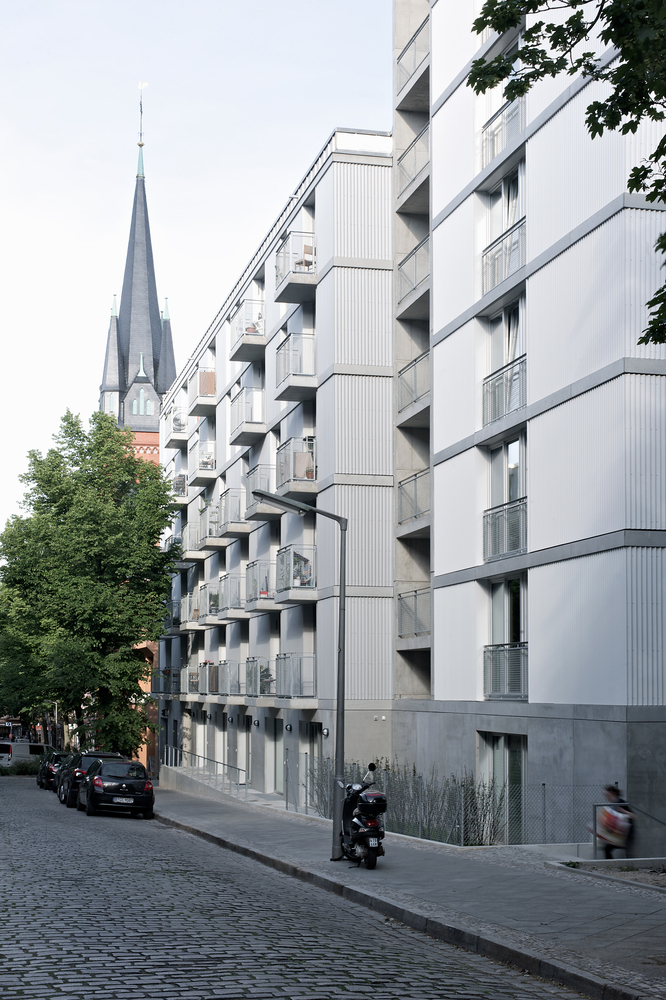 Gallery of New Housing on Briesestraße / EM2N - 4