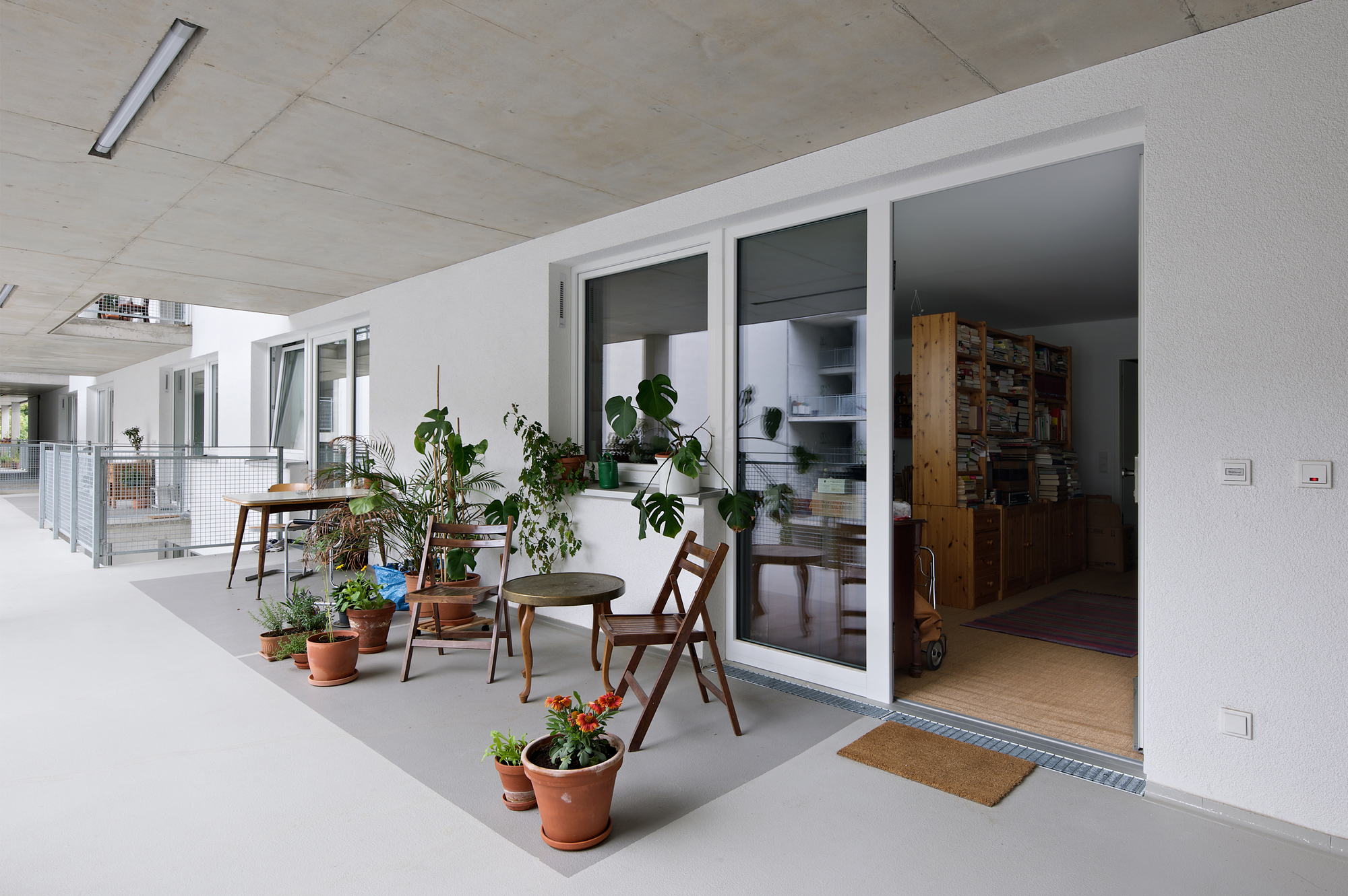 Gallery of New Housing on Briesestraße / EM2N - 16