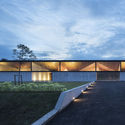 Cloister House / Formwerkz Architects | ArchDaily