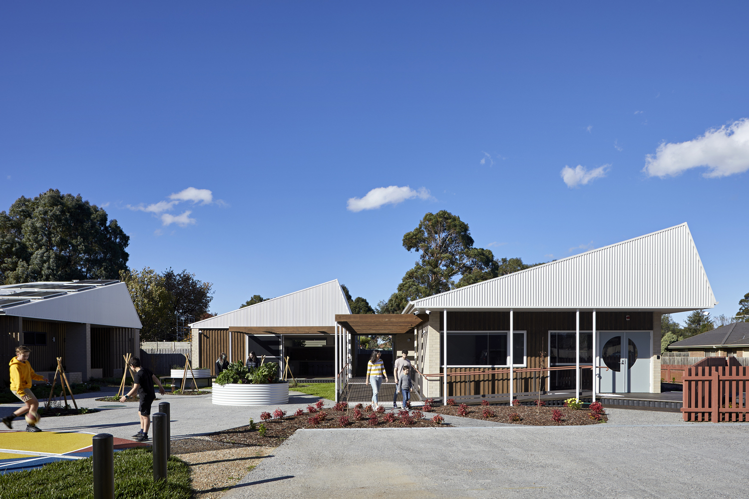 Gallery of Wayss Youth Transition Hub / BENT Architecture - 3