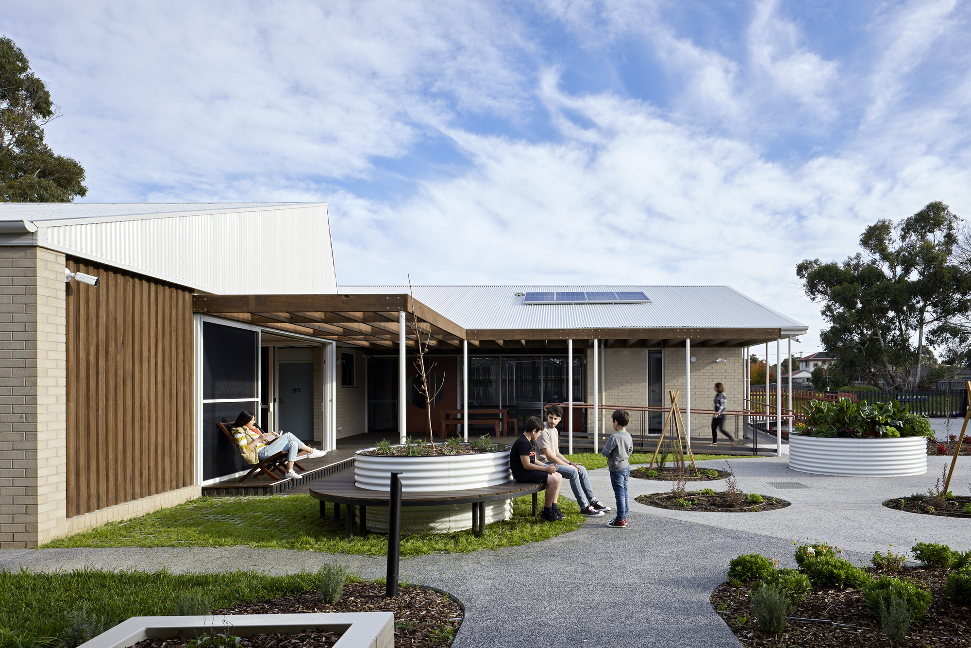 Gallery of Wayss Youth Transition Hub / BENT Architecture - 27