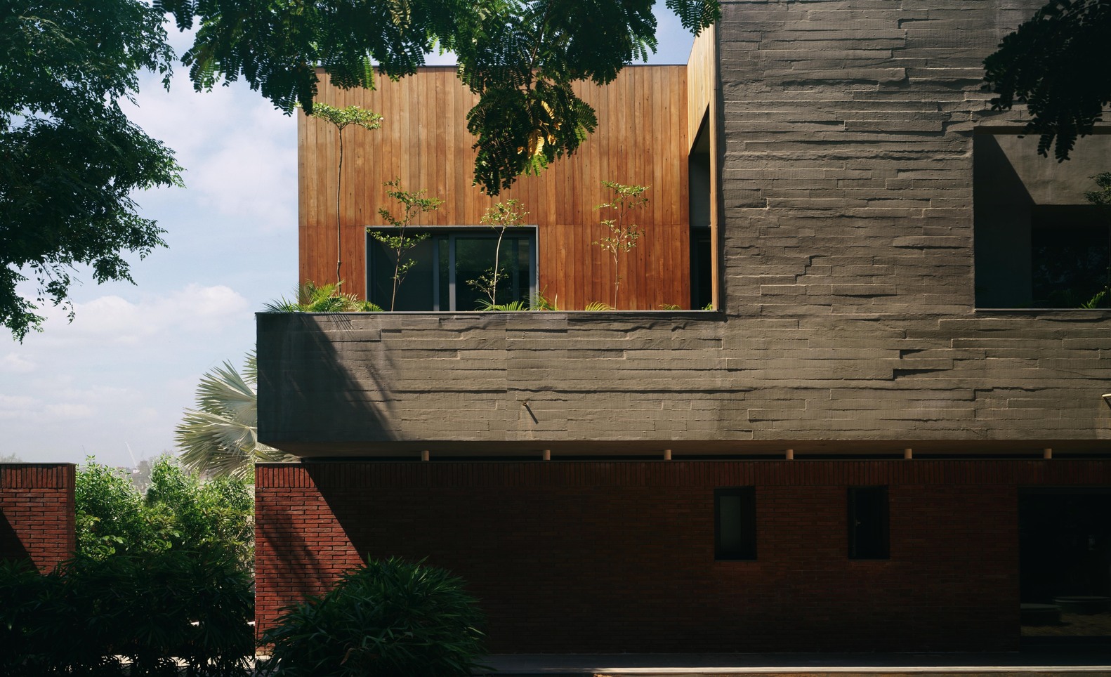 Gallery of Private Residence No. 3 / FLXBL Design Consultancy - 13