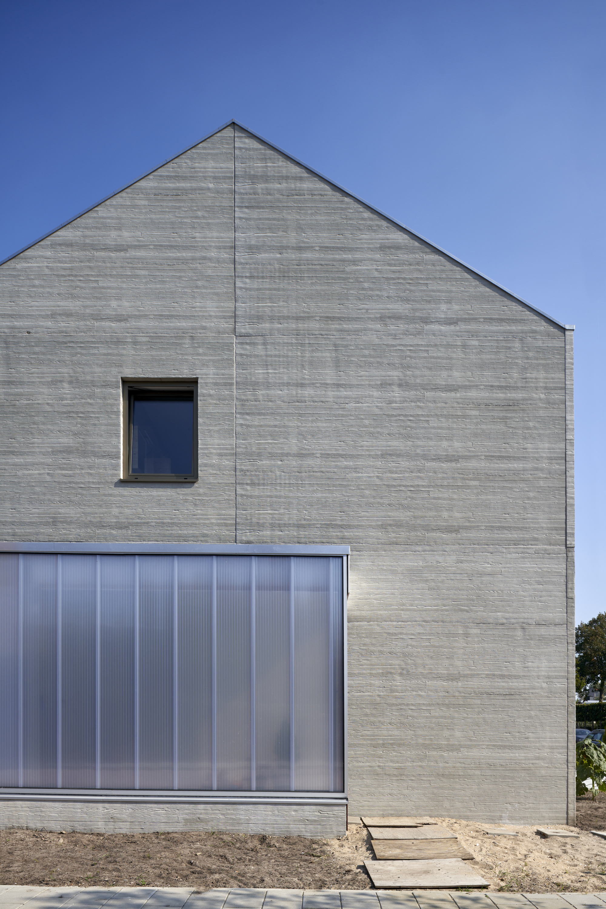 Gallery of Concrete Split-level House / derksen | windt architecten - 7