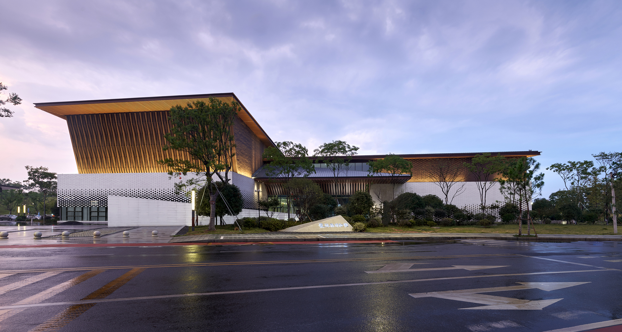 Gallery of Longyou Museum / CUC·ZOYO - 14