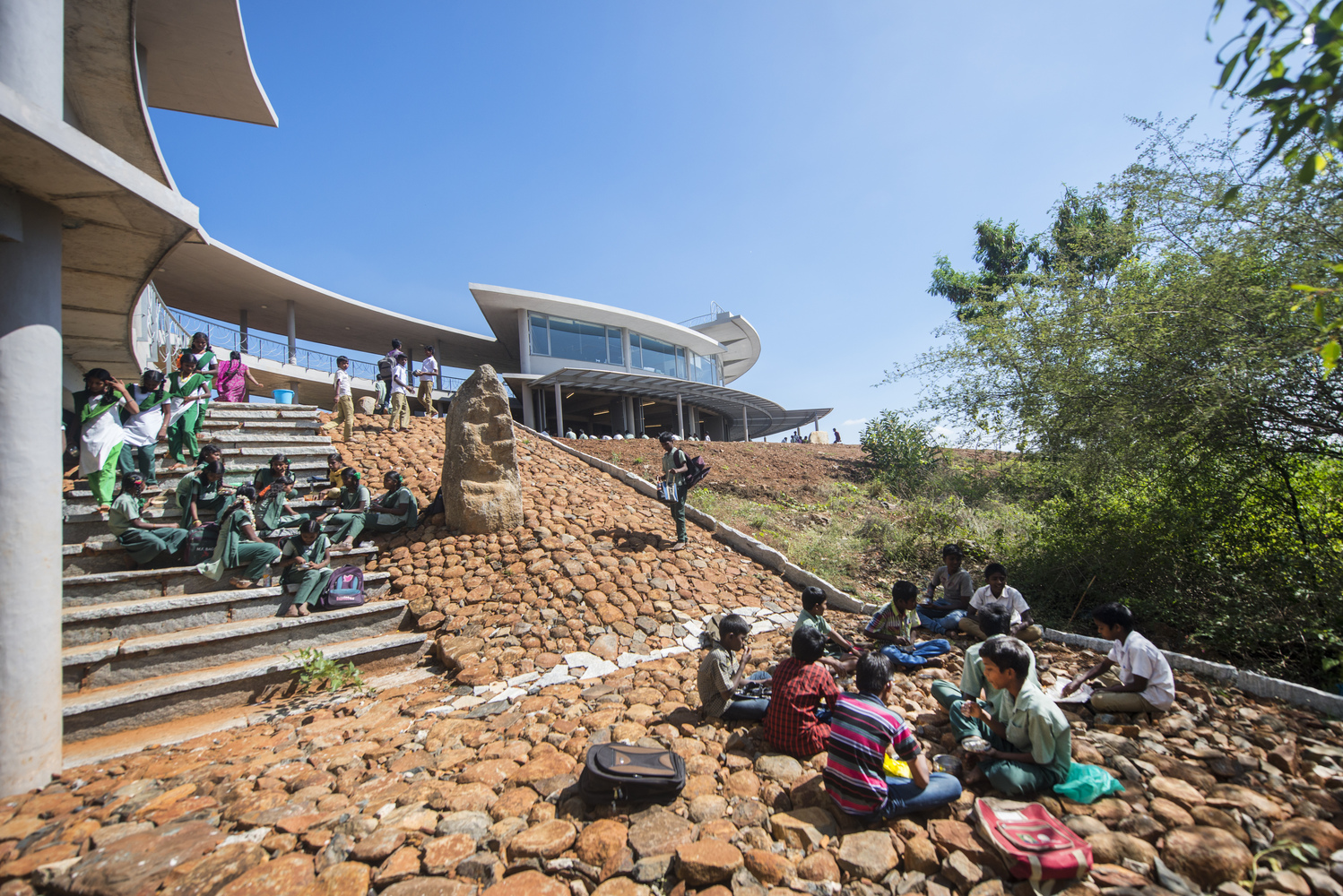 Gallery of Art & Innovation Hub at Agastya International Foundation ...