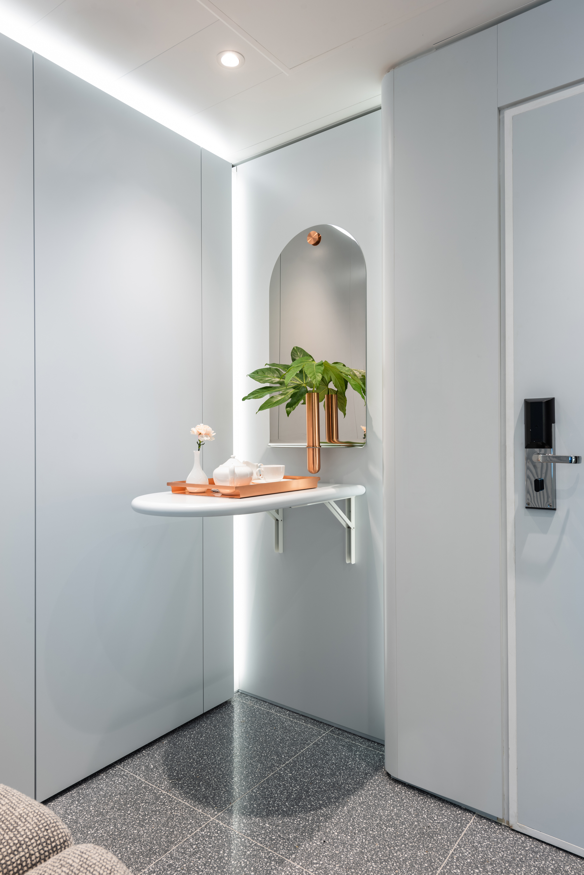 Gallery of Pied-à-mer Apartment at Sea / Michael K Chen Architecture - 29