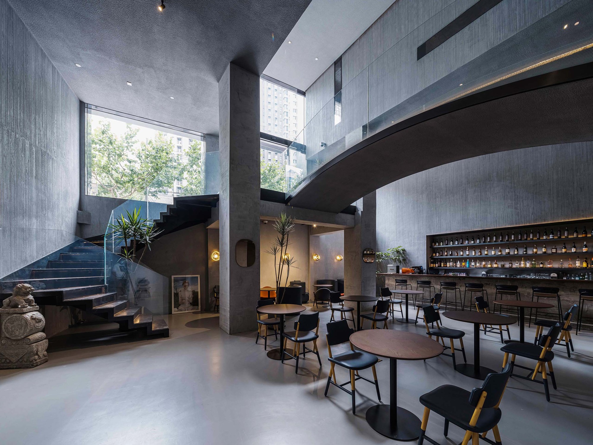 Gallery of NEOBRIDGE Hotel / XING DESIGN - 1