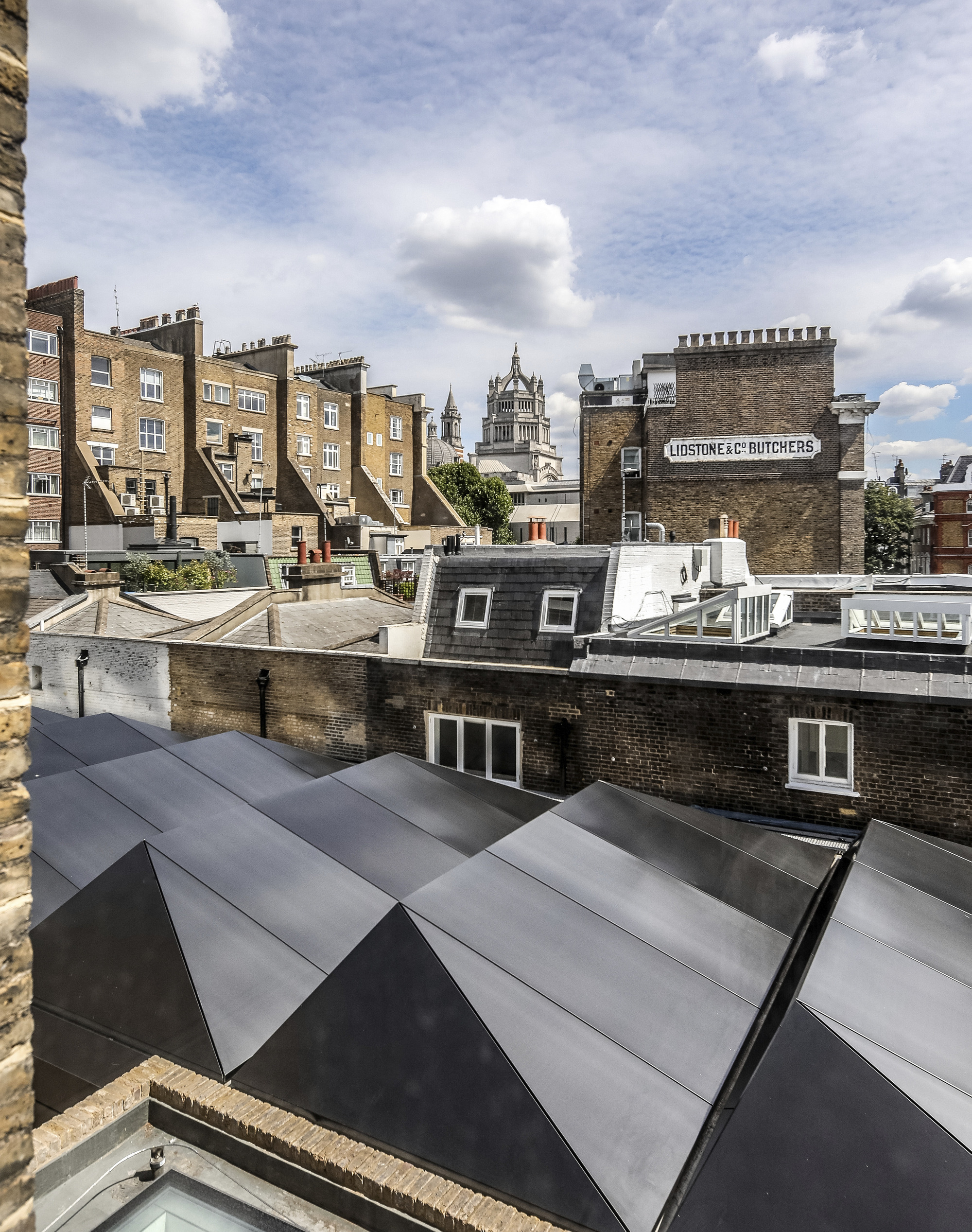 Gallery of Cromwell Place Exhibition and Working Space / Buckley Gray ...