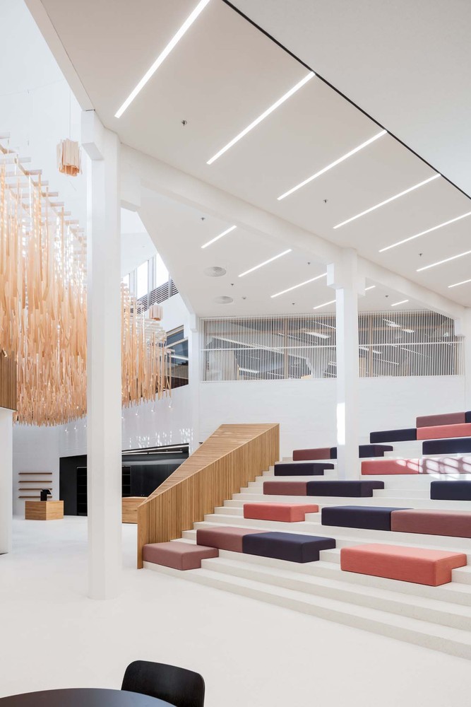 Gallery of Kirkkonummi Library / JKMM Architects - 13