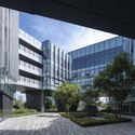 Nanjing Eco Hi-Tech Island: Xin Wei Yi Technology Park / NBBJ | ArchDaily