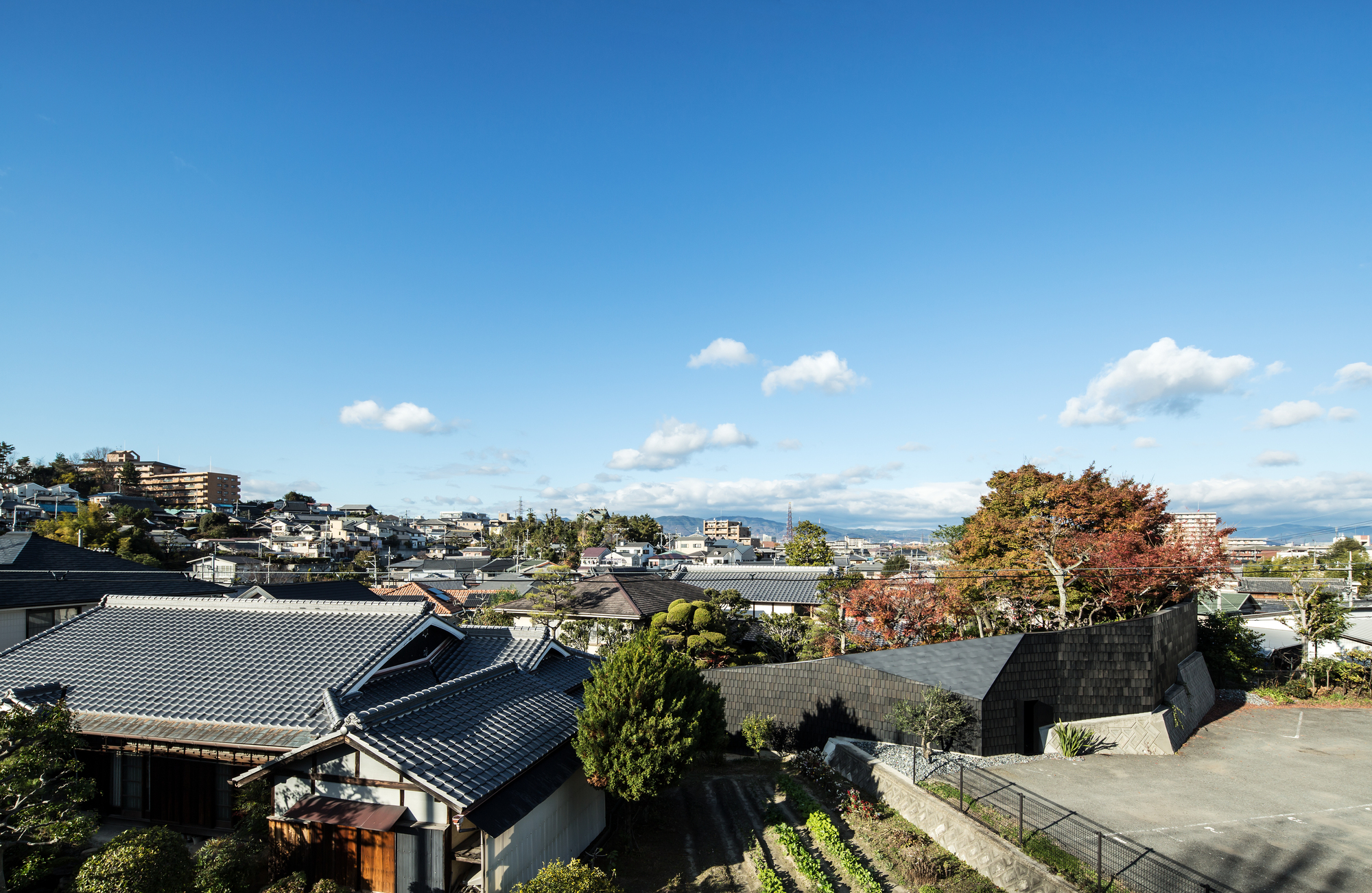 Gallery of The House Passed Down Through Generations / Asano - Izue ...
