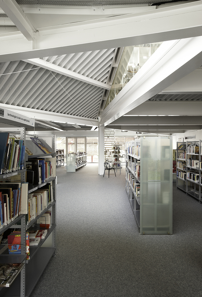 Gallery of Proville Mediatheque / TANK Architectes - 10