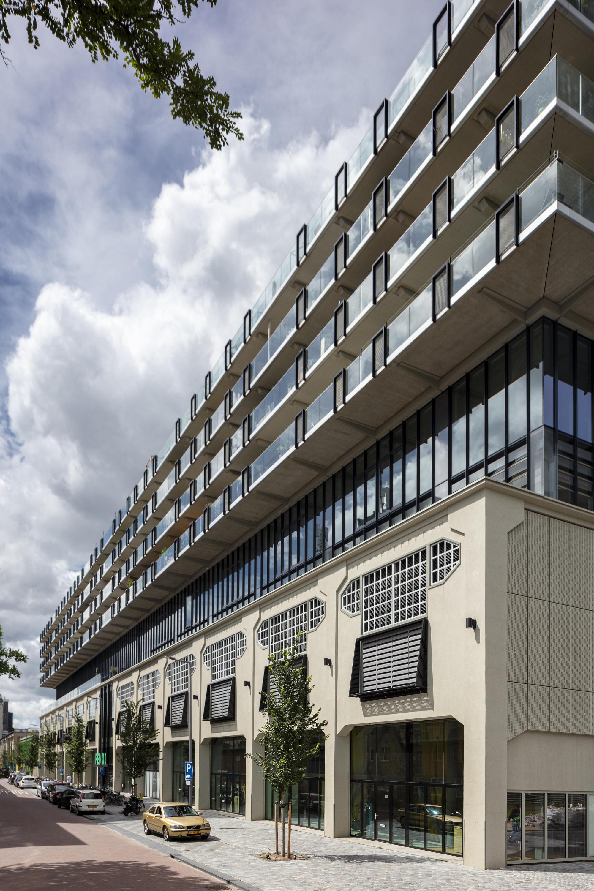 Gallery of Fenix I Warehouse Renovation / Mei architects and planners - 6