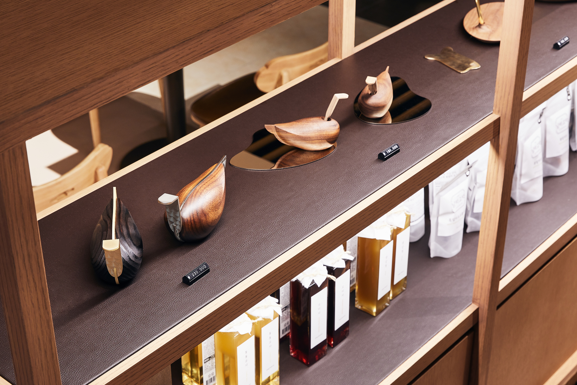 Gallery of Nampa House Restaurant / Listen Communication - 12