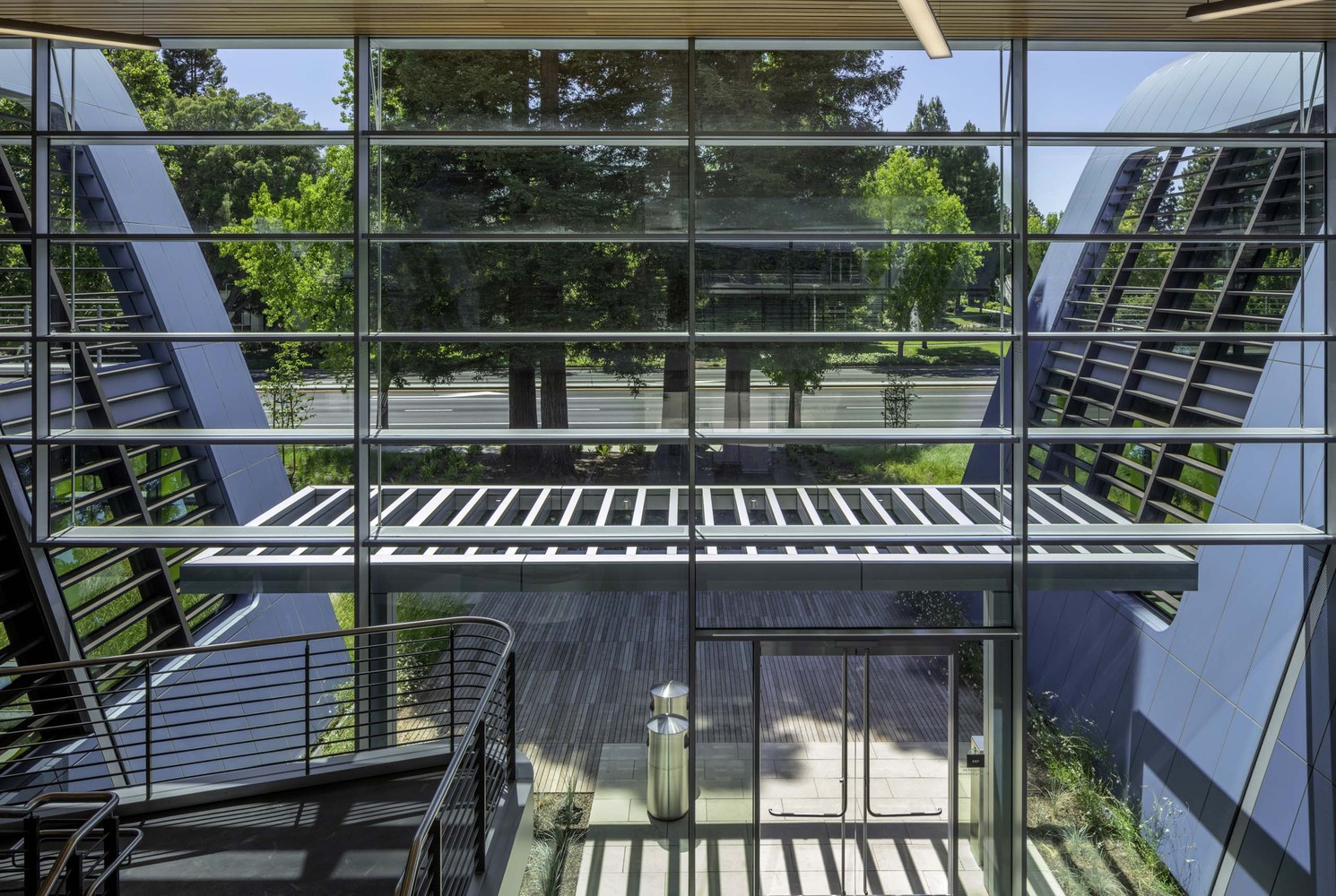 Gallery of Innovation Curve Technology Park at Stanford Research Park ...