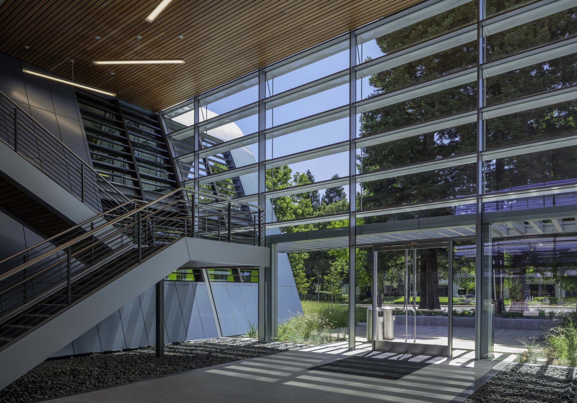 Gallery of Innovation Curve Technology Park at Stanford Research Park ...