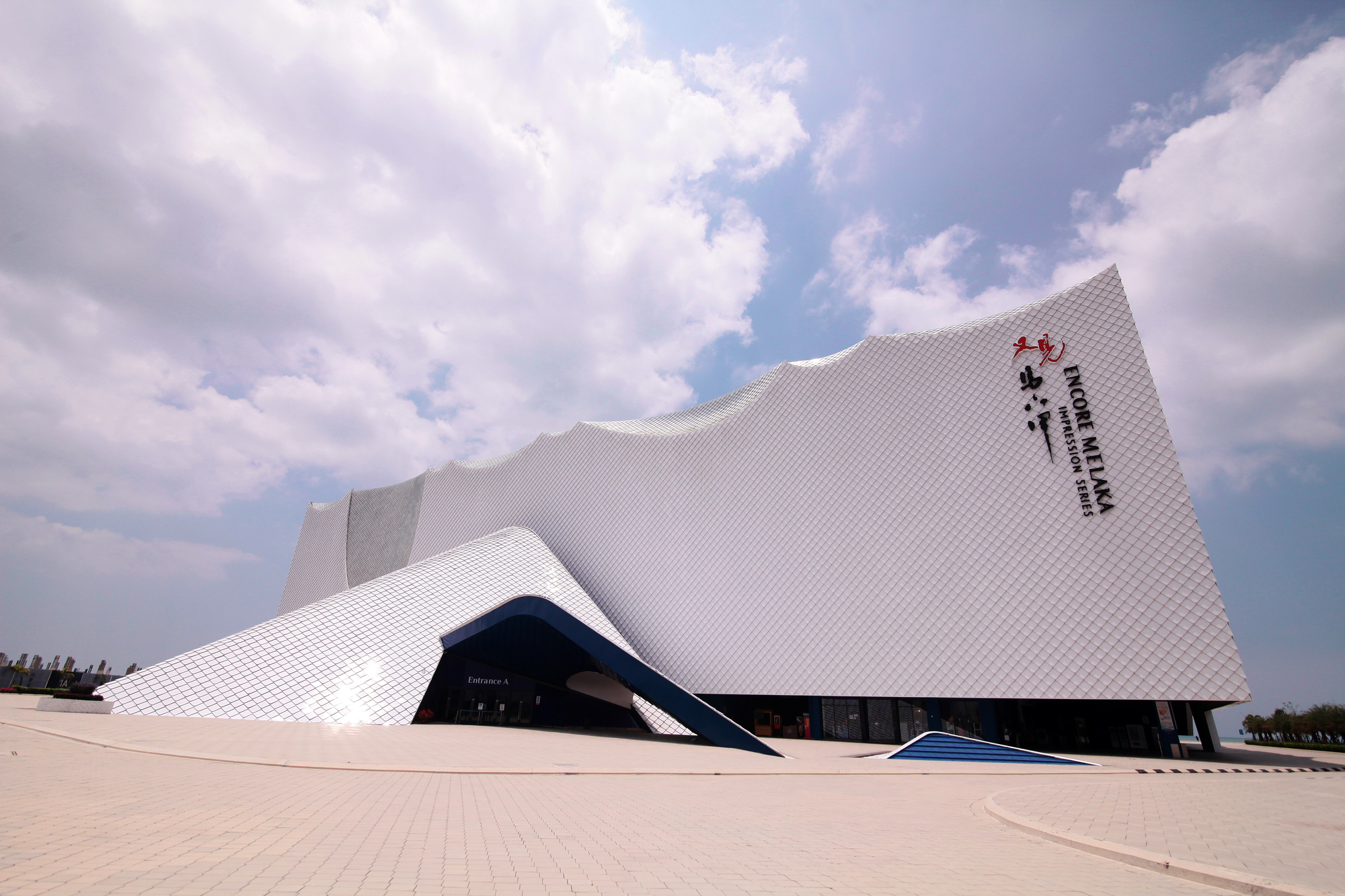 Gallery of Encore Melaka Theatre / ASIMA Architects - 16