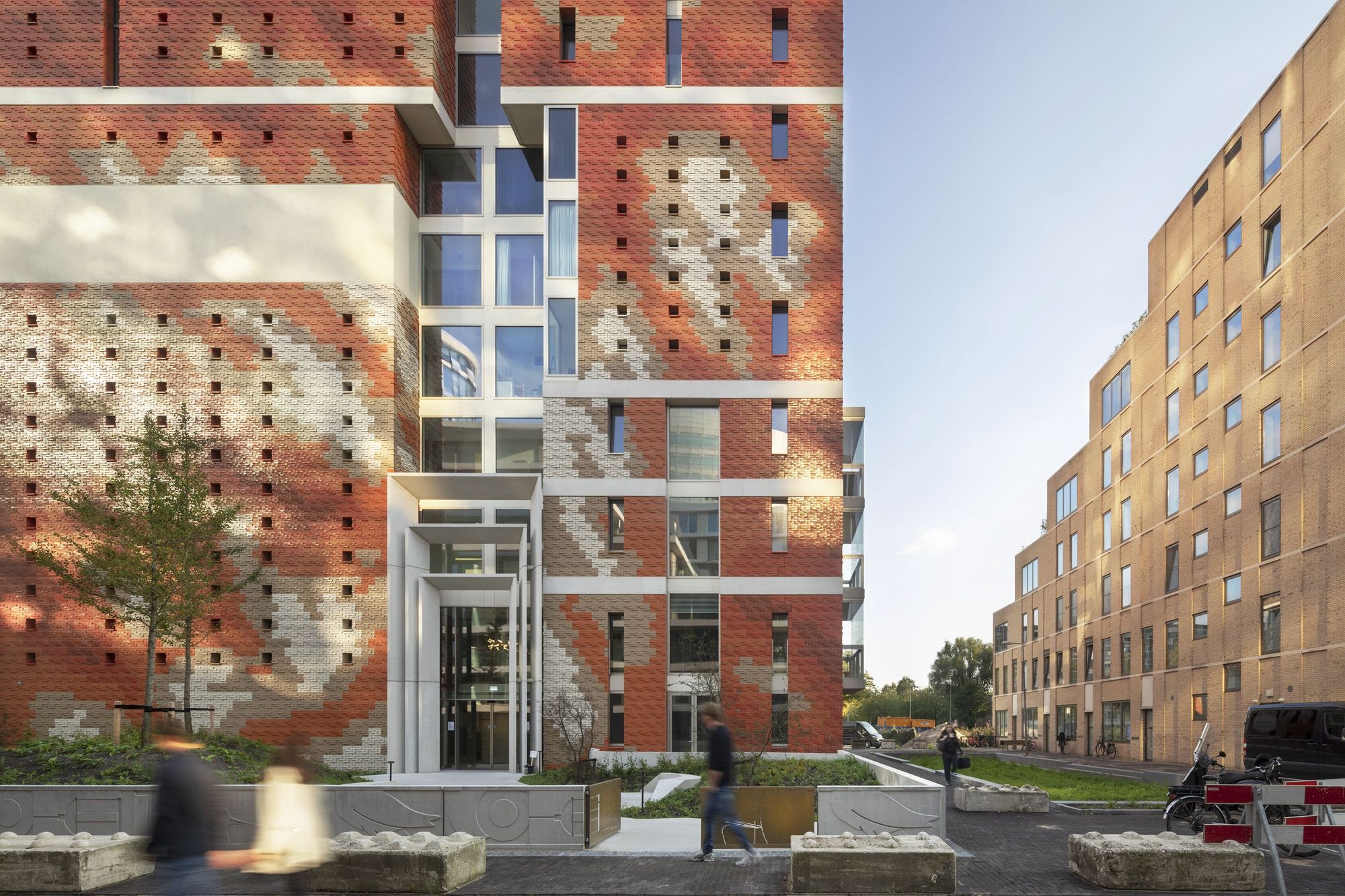 Gallery of The George Residential Building / Dok Architecten - 11