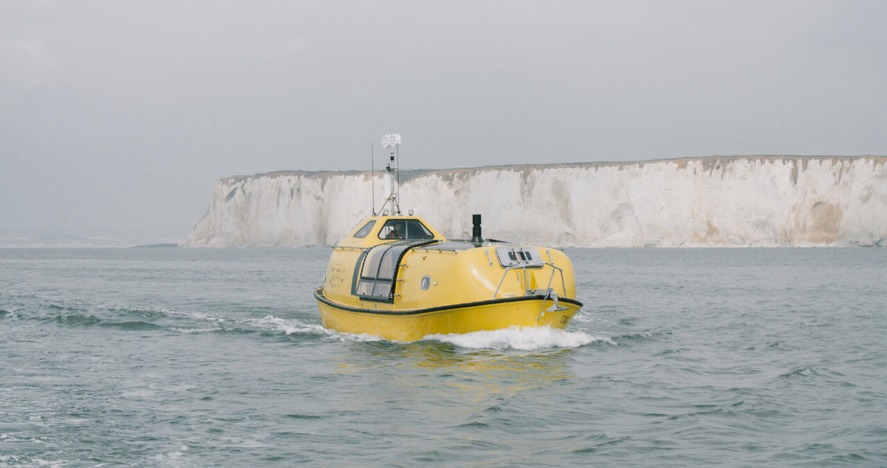 Gallery of Two Young Architects Redesign a Lifeboat to Sail the Arctic - 10