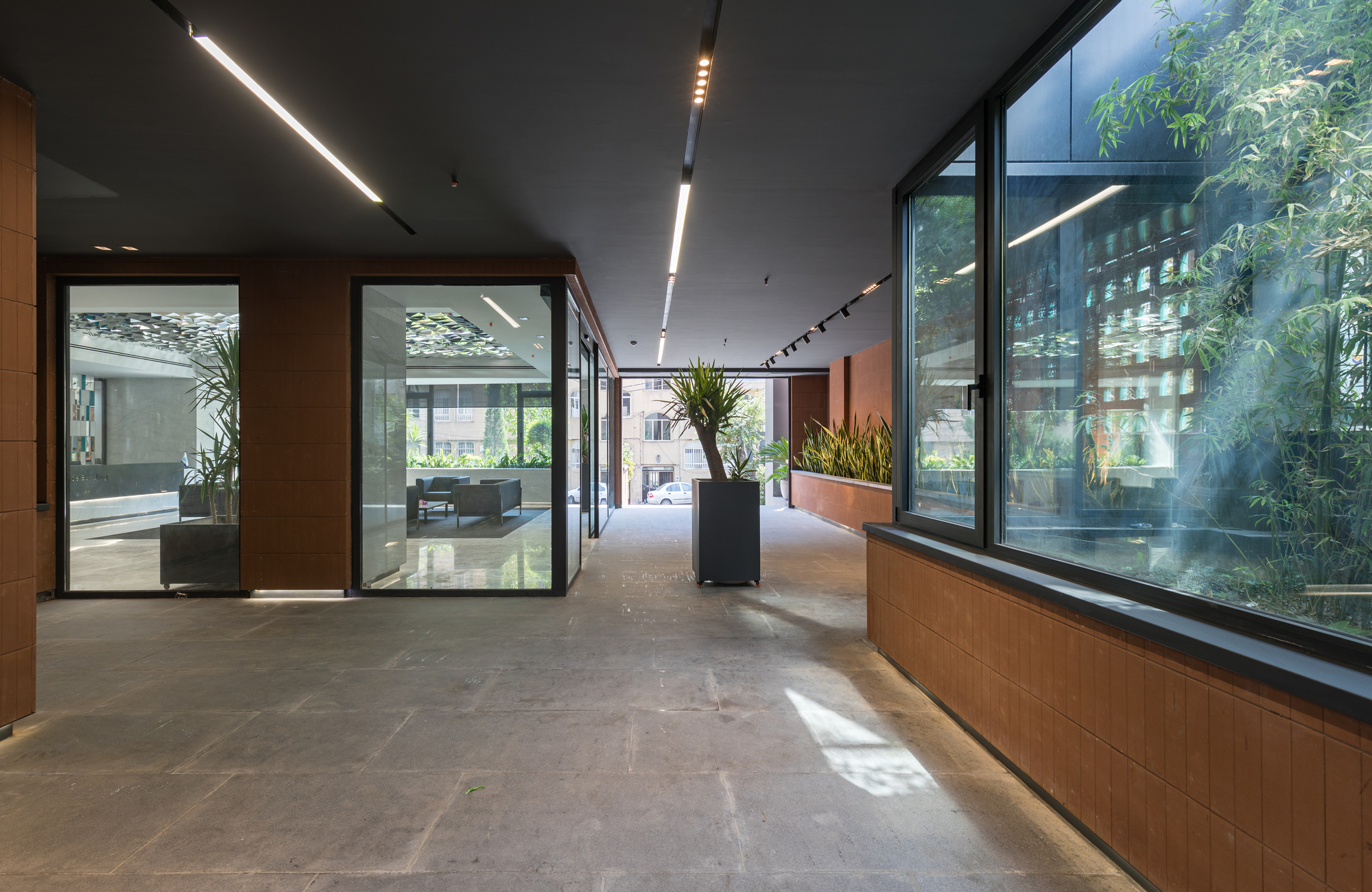 Gallery of Sharif Office Building / Hooba Design - 7