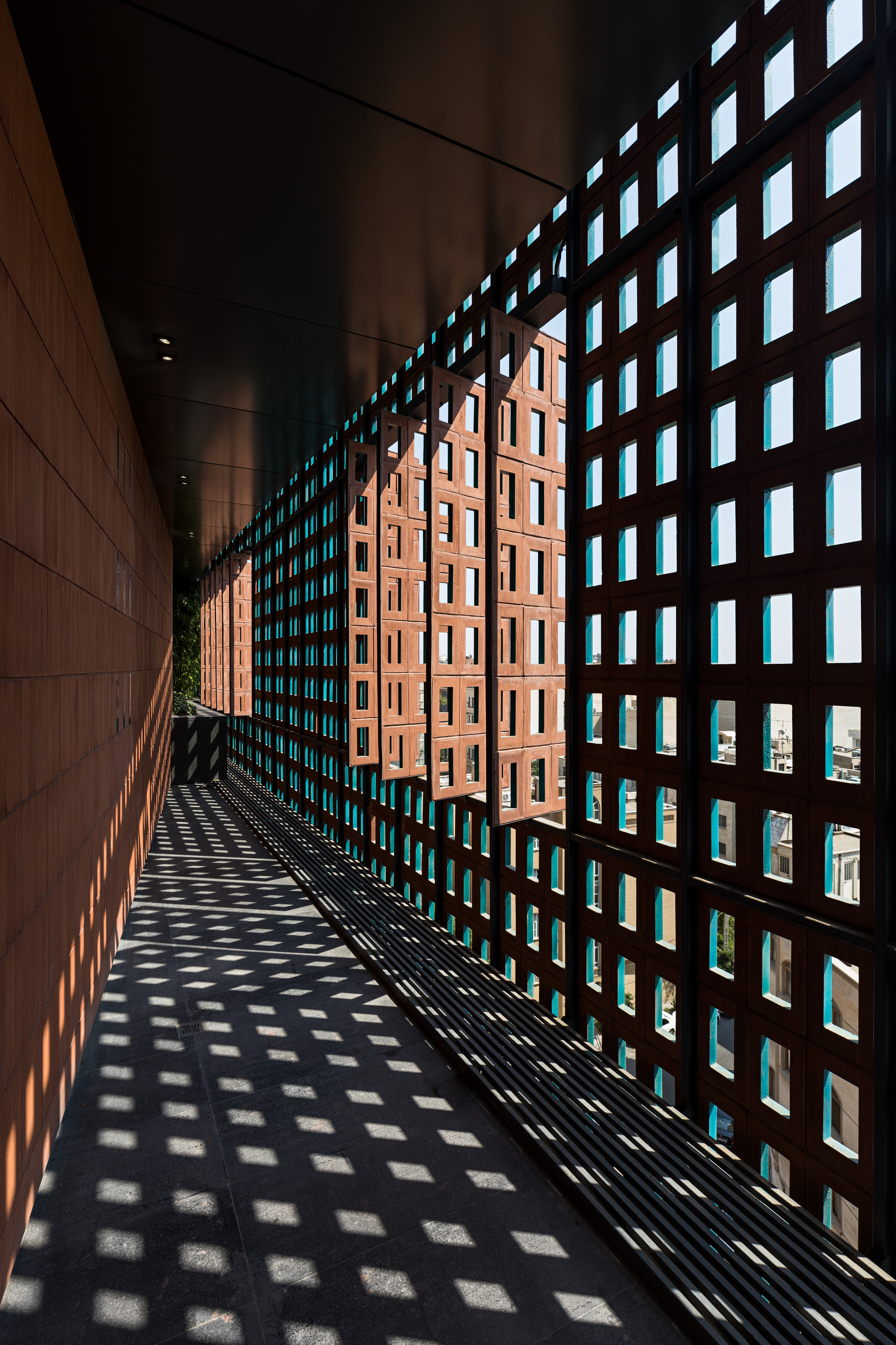 Gallery of Sharif Office Building / Hooba Design - 3