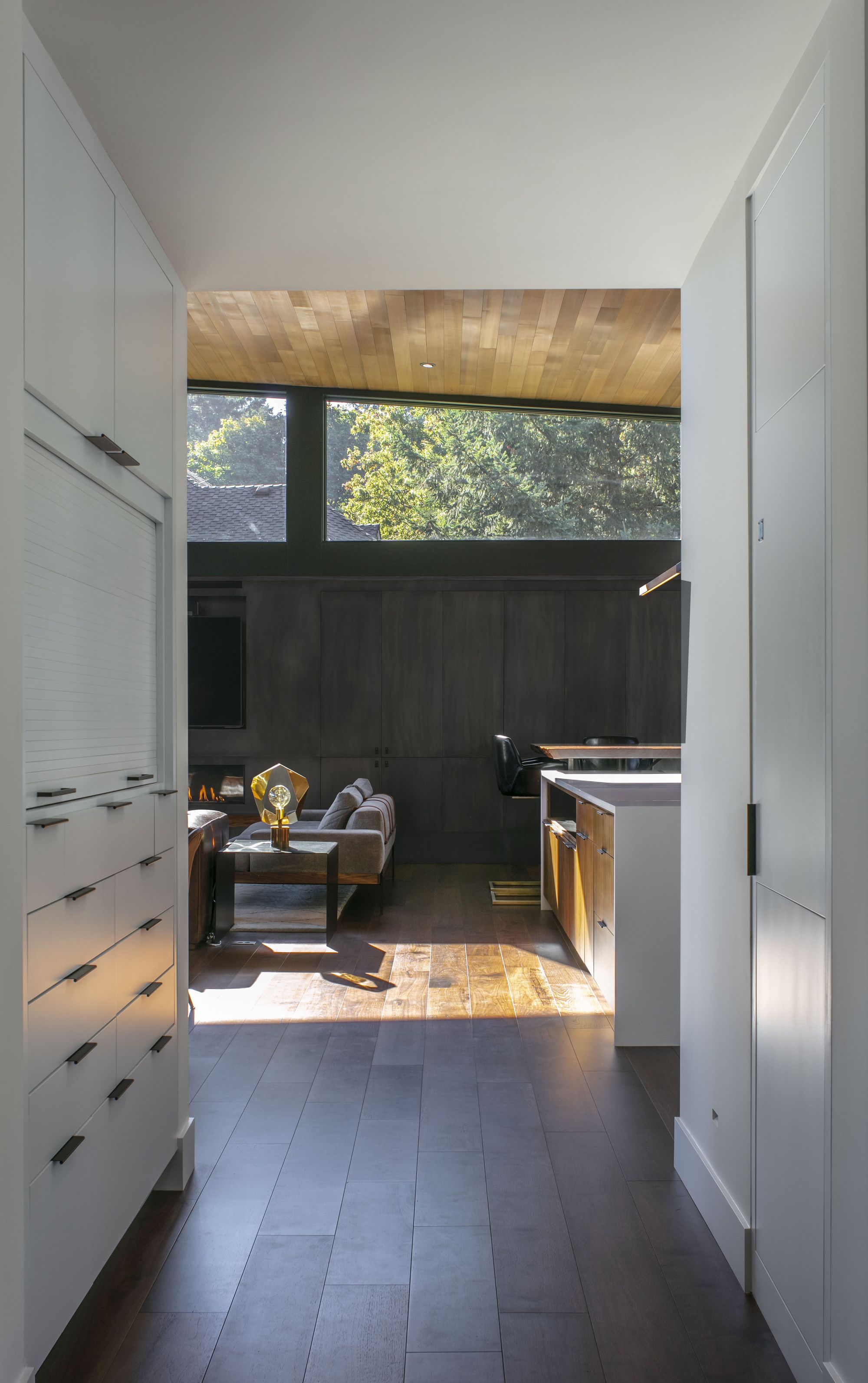 Gallery of Cedar Island Residence / Scott | Edwards Architecture - 15