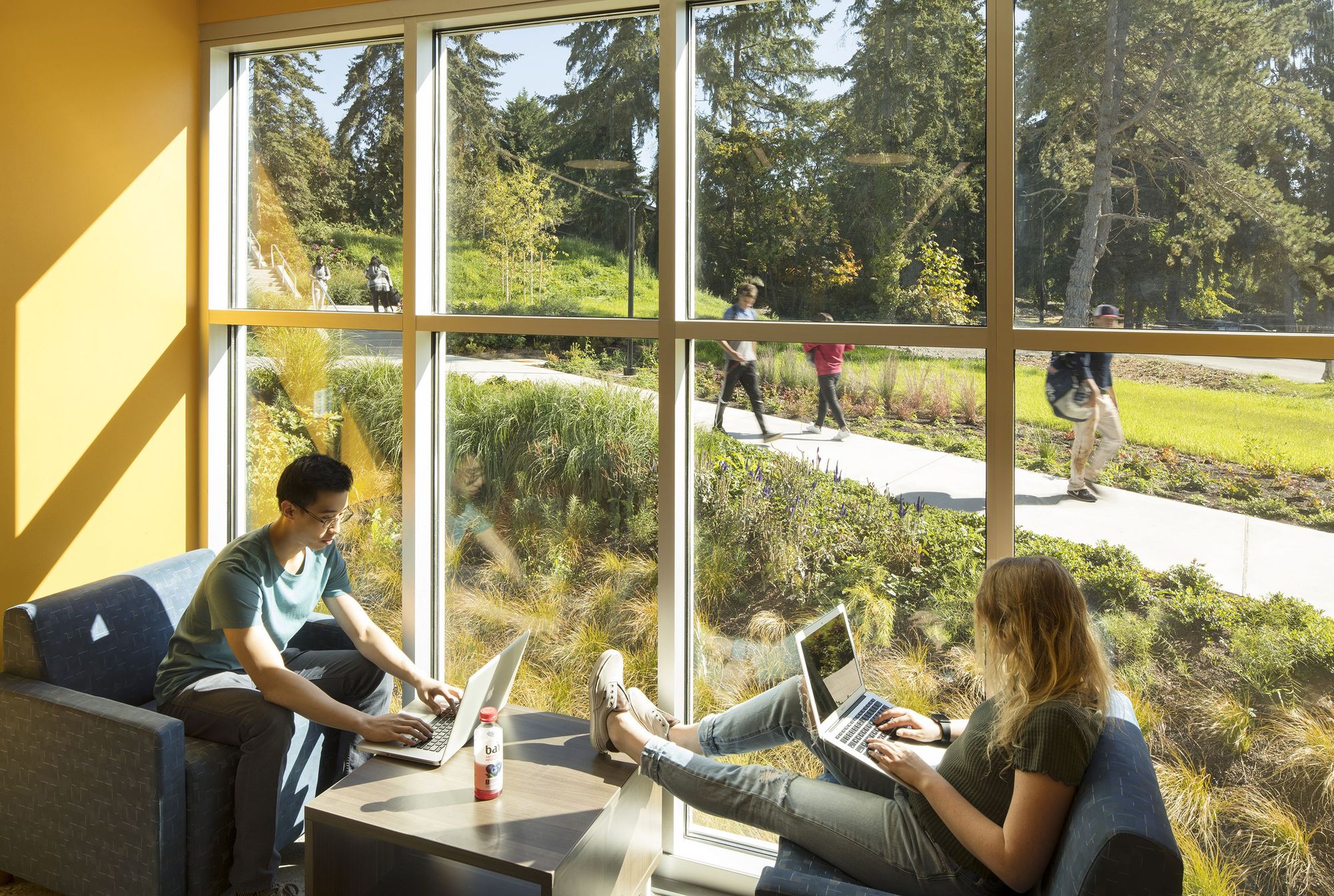 Gallery of Bellevue College Residential Hall / NAC Architecture - 12