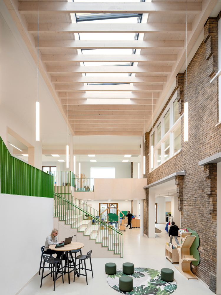 Gallery of School by a School / Studio Nauta + De Zwarte Hond - 2