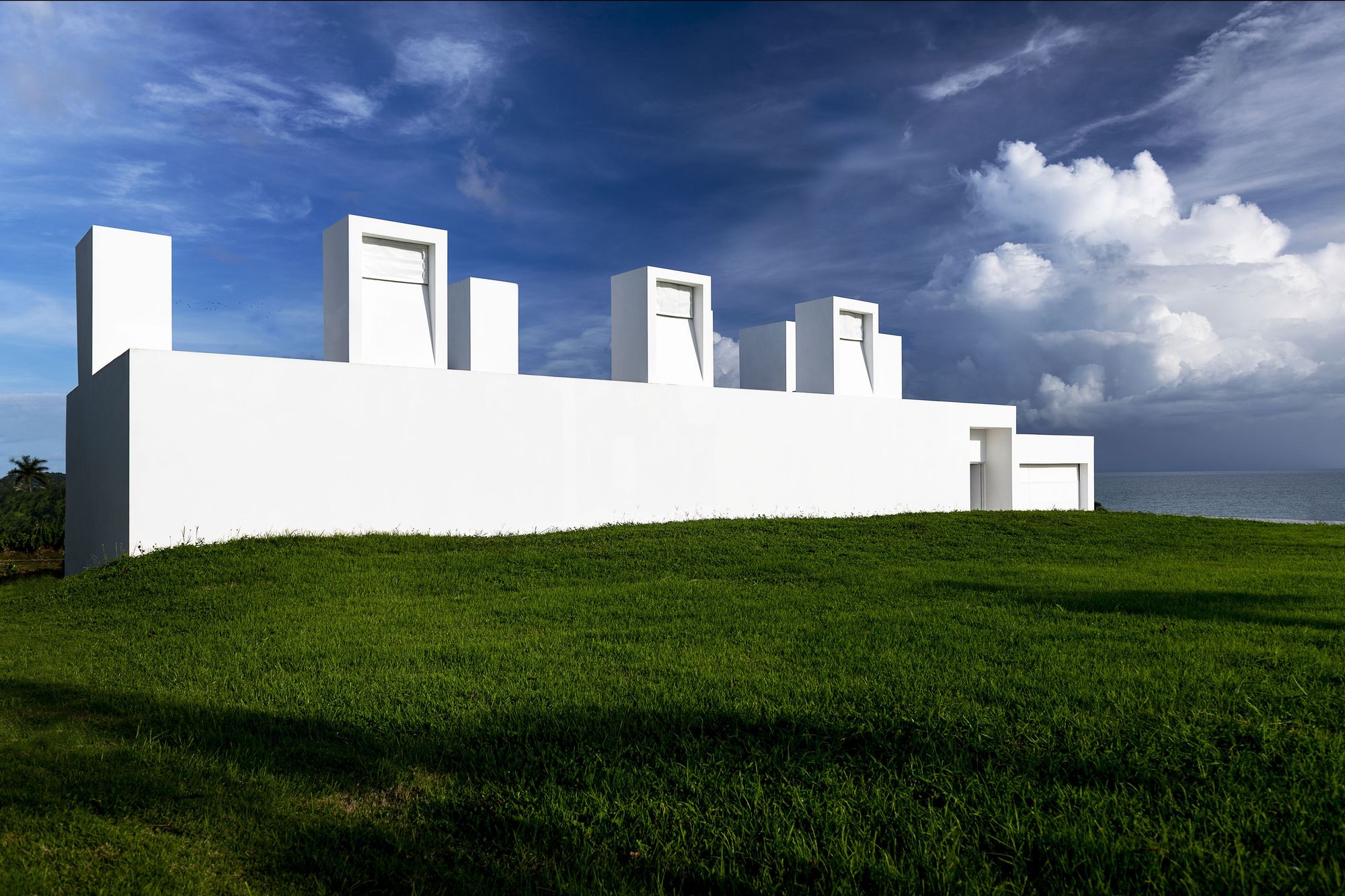 Gallery of Flores House / FUSTER + Architects - 2