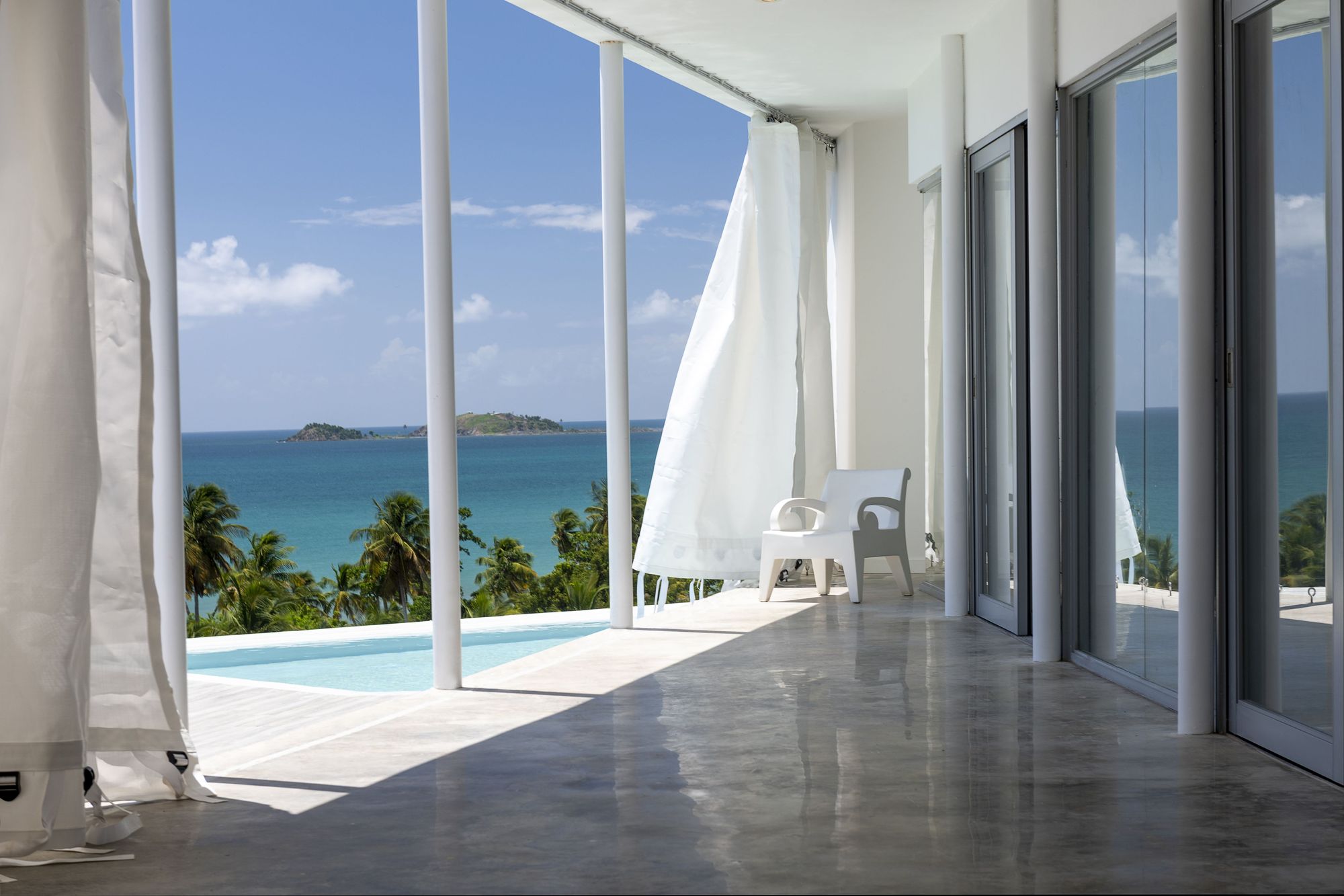 Gallery of Flores House / FUSTER + Architects - 14