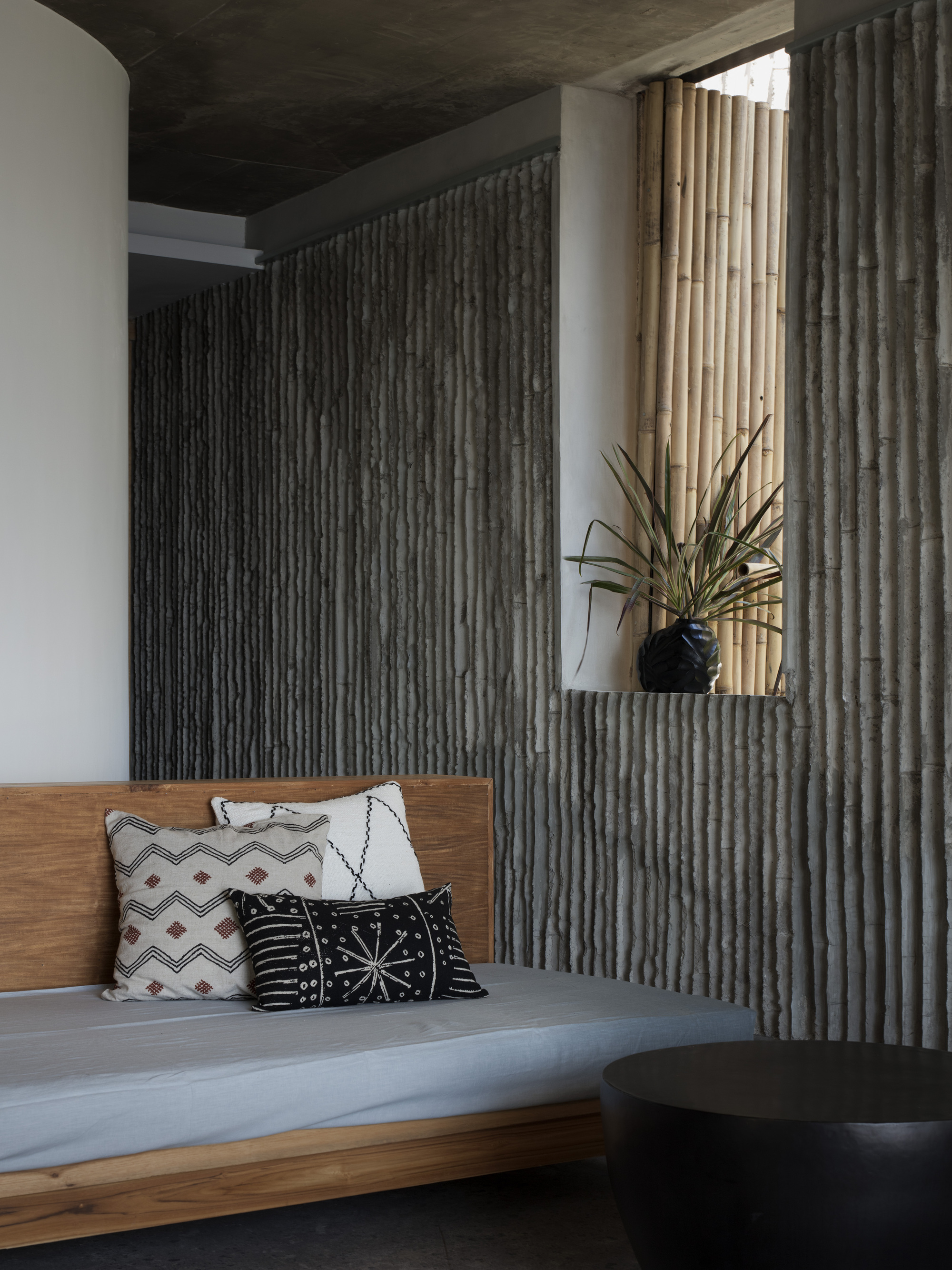 Gallery of The Tiing Hotel / Nic Brunsdon + MANGUNING - 24