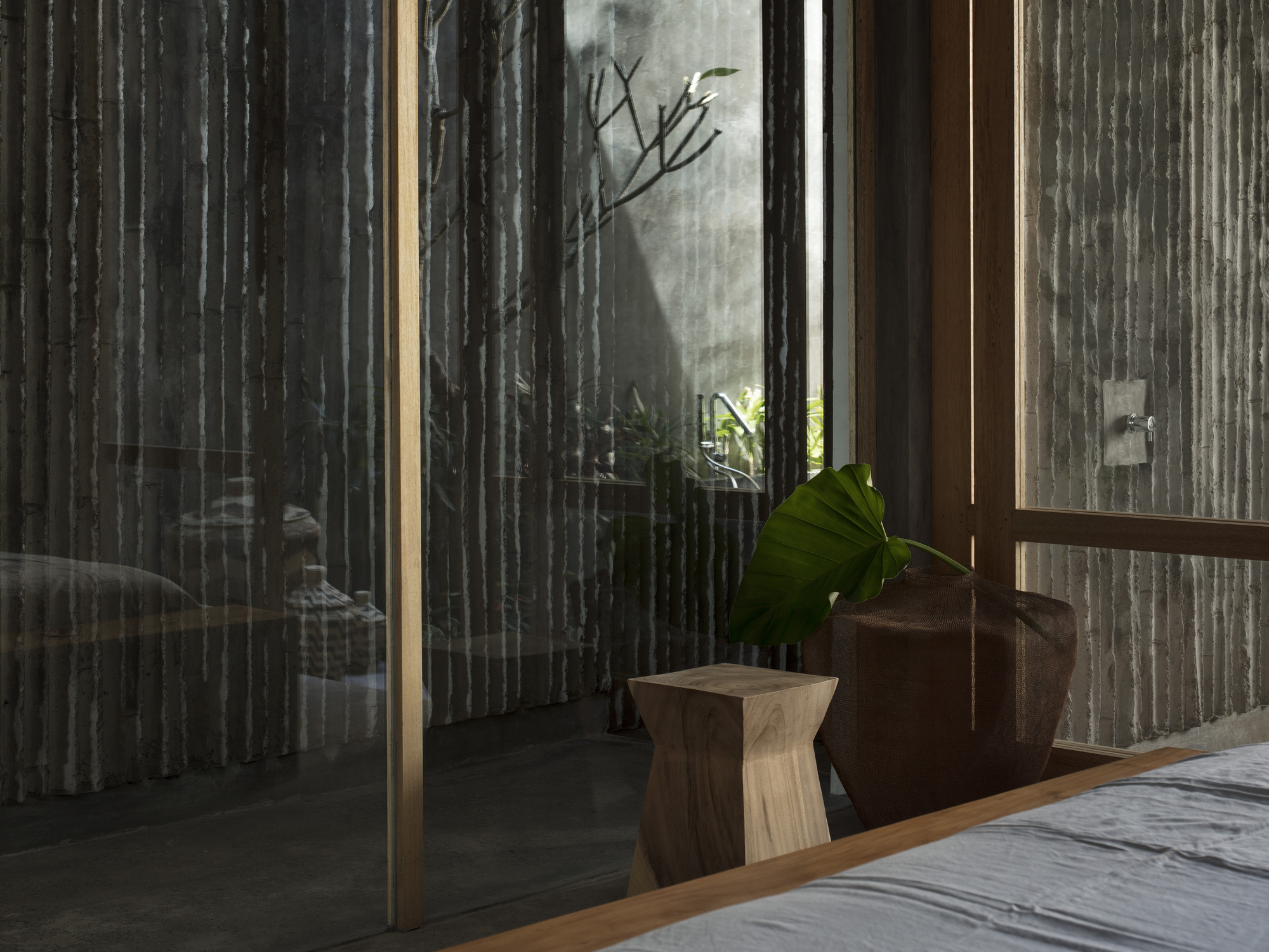 Gallery of The Tiing Hotel / Nic Brunsdon + MANGUNING - 25